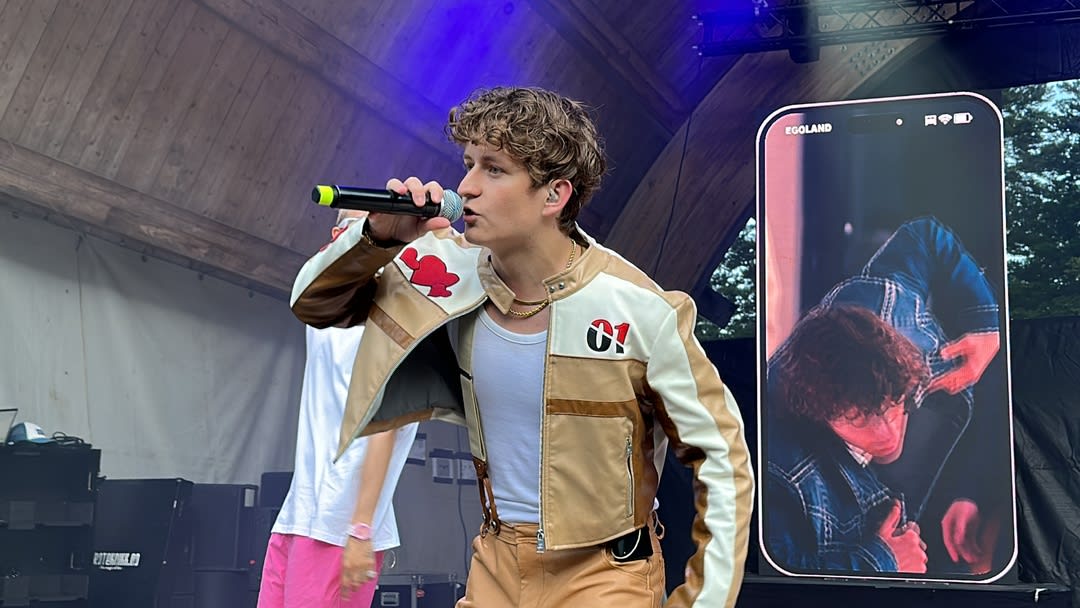 Undergrunn på scenen! - fvn.no