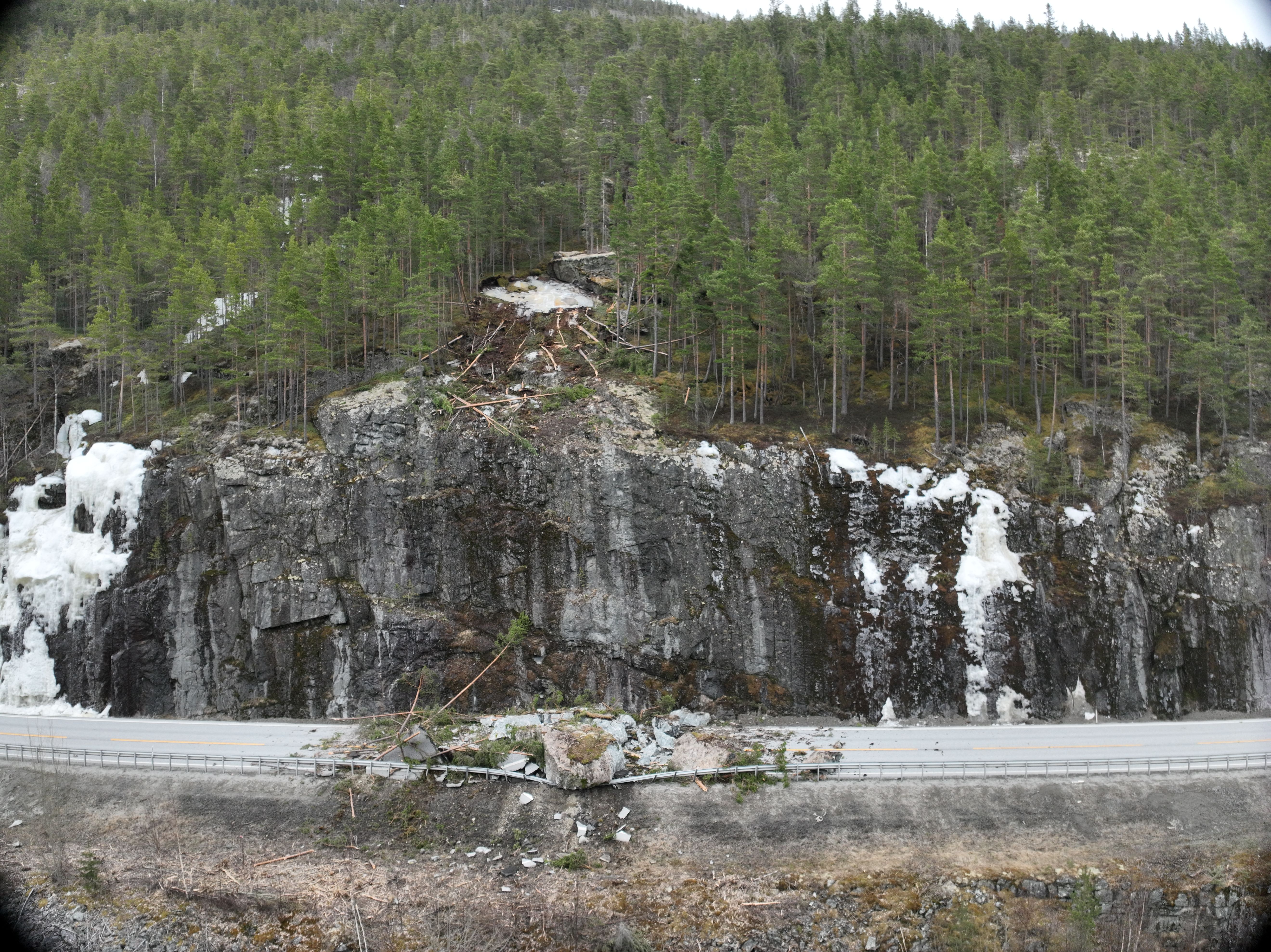 E6 i Rosten: Håper å åpne i ett felt - andalsnes-avis.no