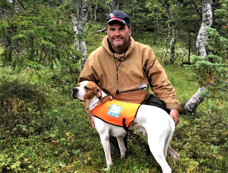 Steinar velger å gi seg i sjefsstillingen: – Vil gå av mens hatten ennå ...