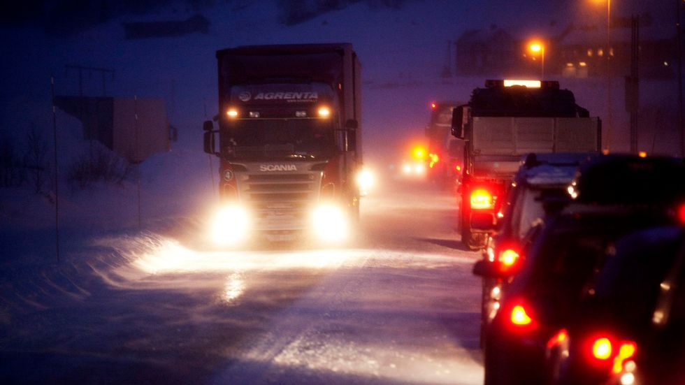 OBS-varsel om vanskelige kjøreforhold i Sør-Norge - itromso.no
