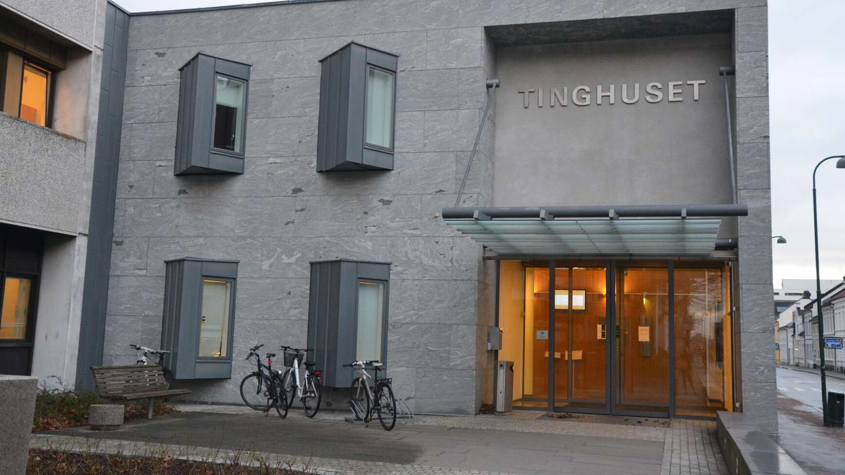 Dømt etter han krasjet i mur - venneslatidende.no