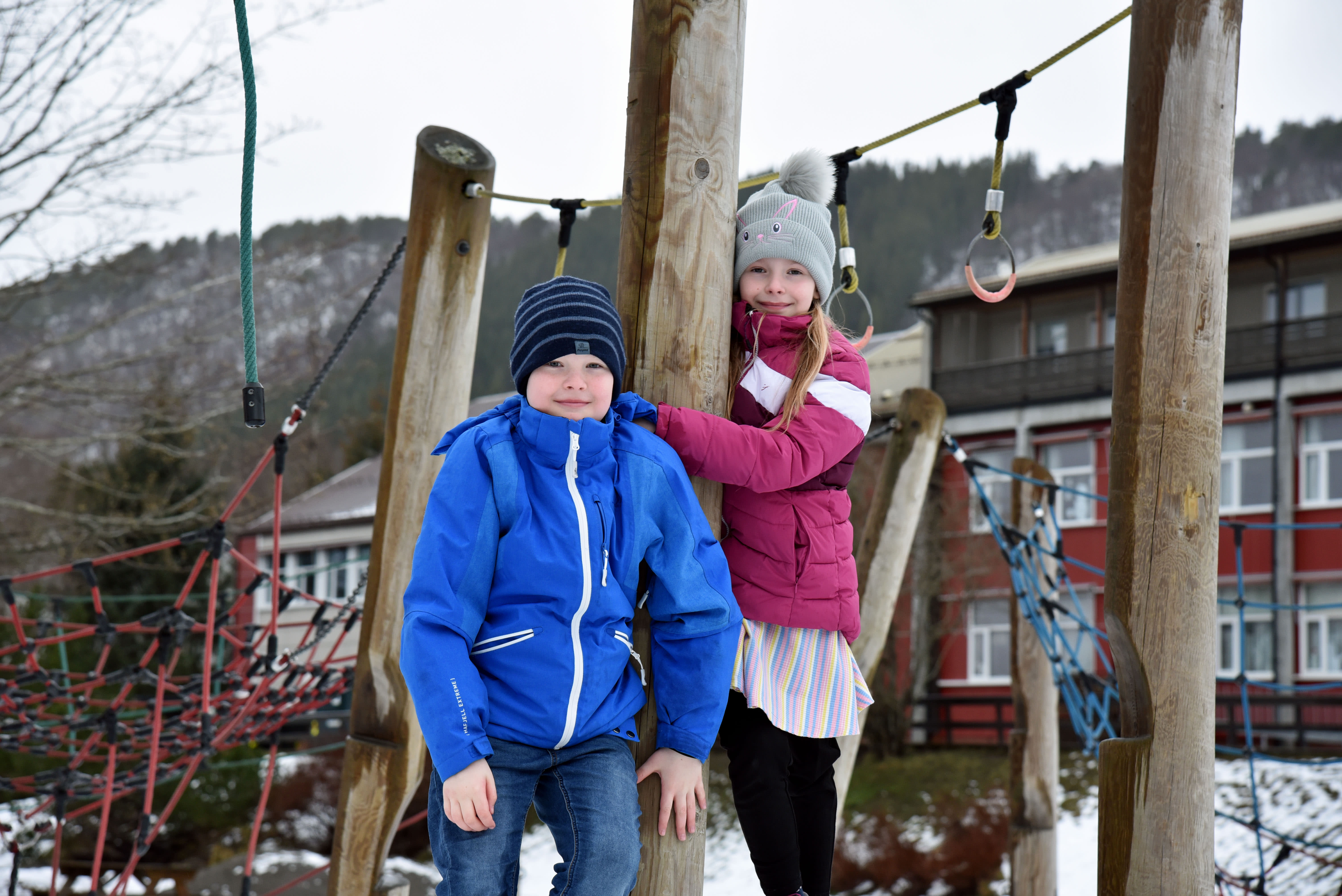 Malin og Alexander er nesten alene på skolen - rbnett.no