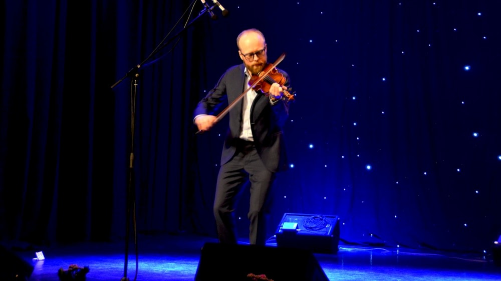 Felespelar får legejobb - fjuken.no