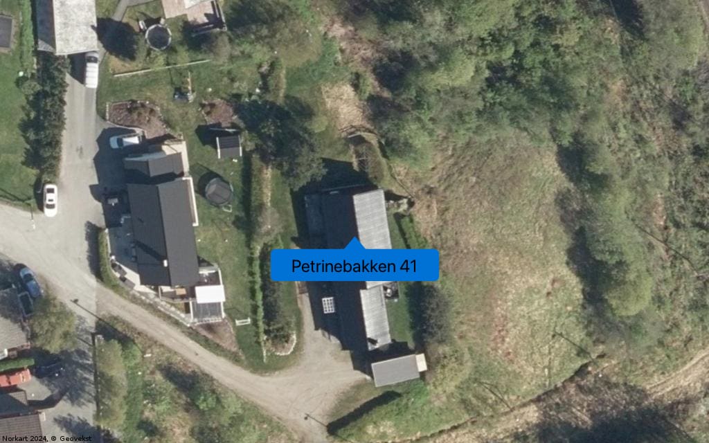 Nye eiere av eiendommen i Petrinebakken i Hell - mn24.no