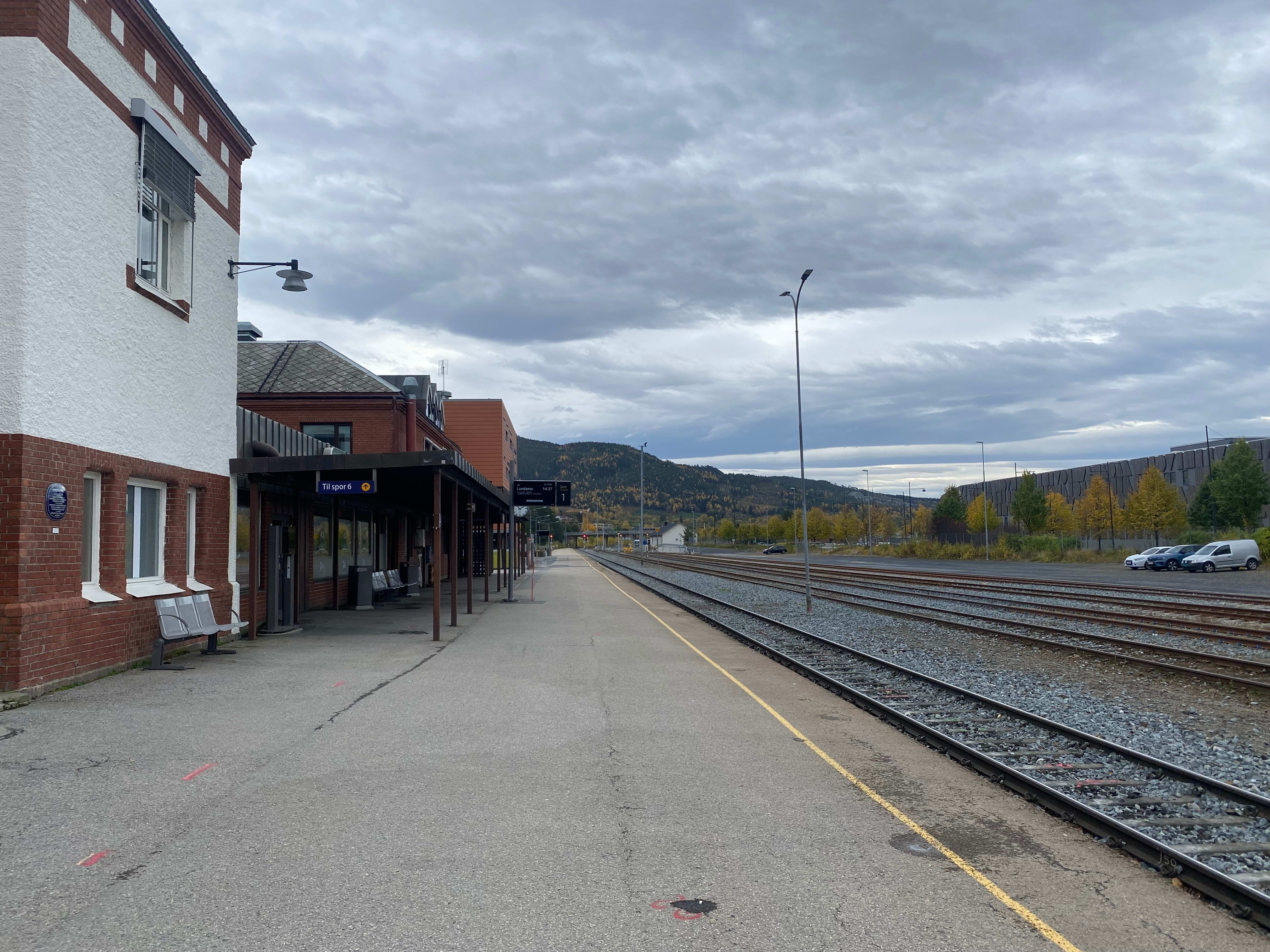 Ruset verdaling i 40-årene kuttet opp togseter med kniv - innherred.no