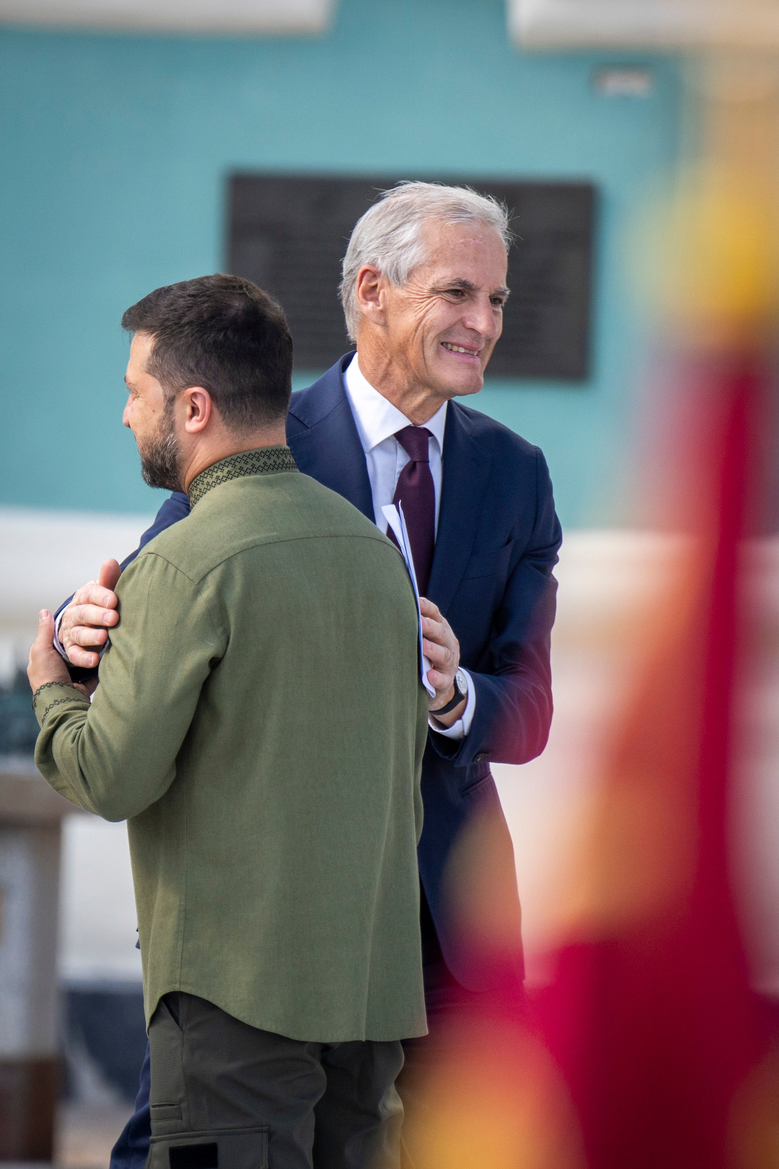Støre om forholdet til Zelenskyj: – Vi har en veldig god kontakt ...