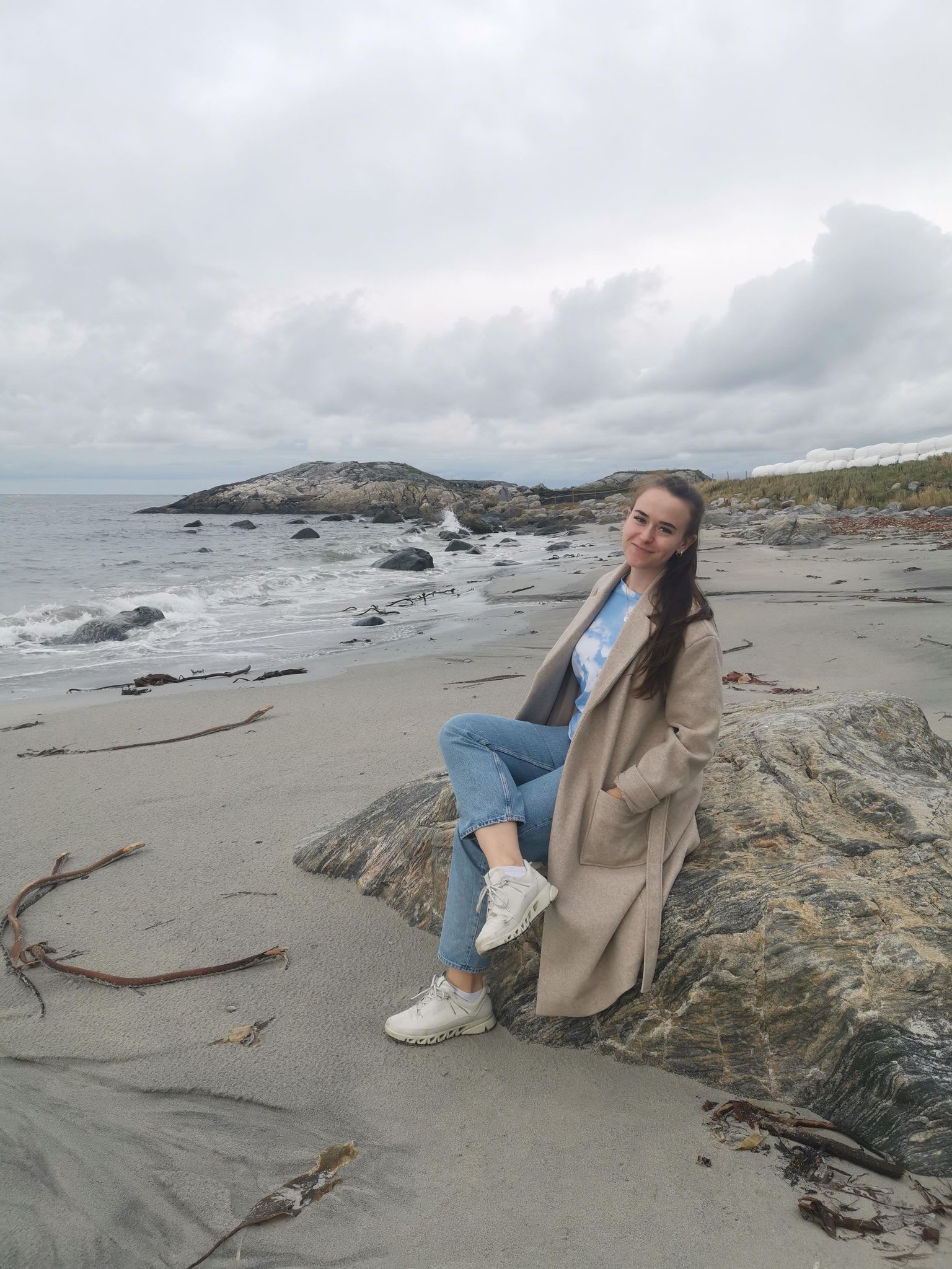 Då Anna var ni år, kasta ho flaskepost frå Festøy-ferja. 14 år seinare ...