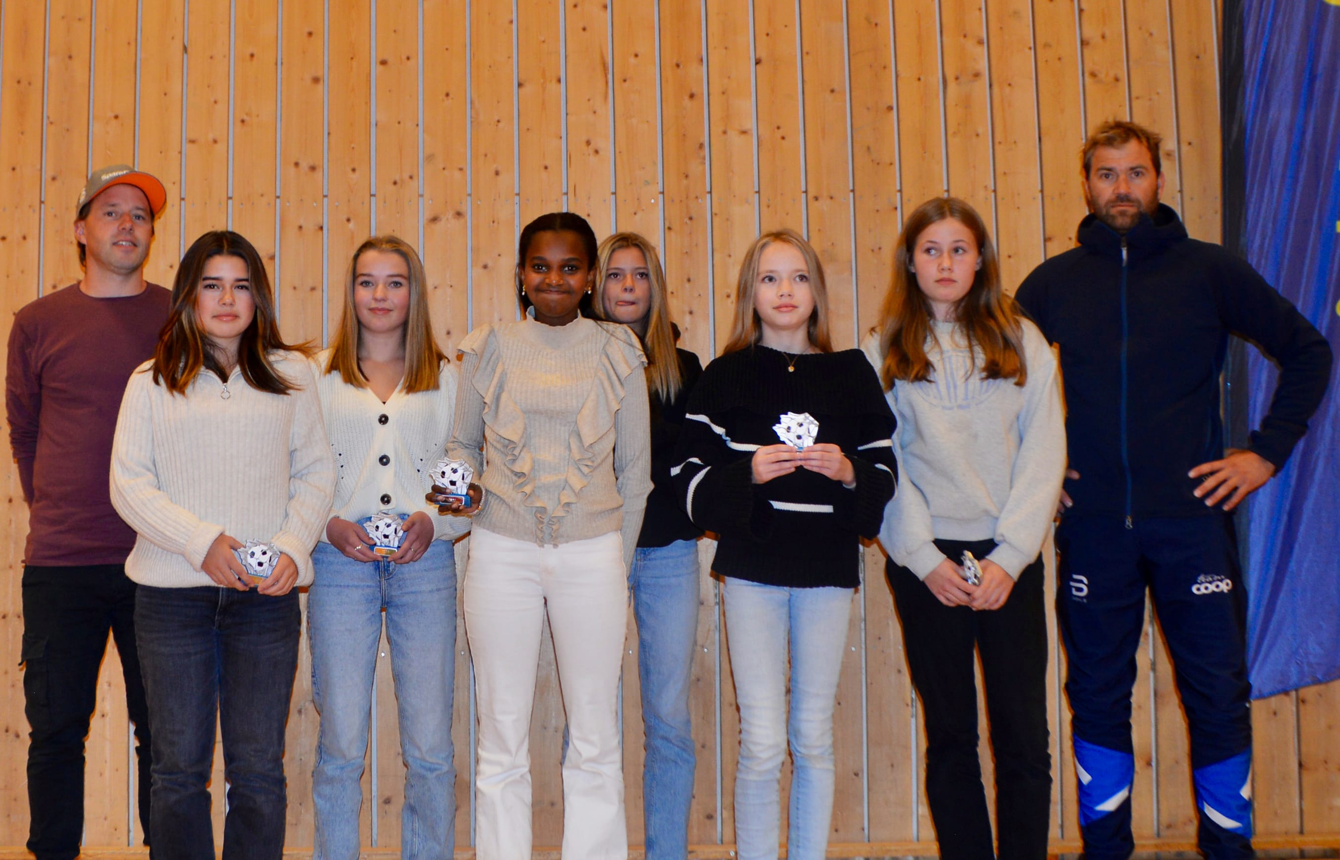 Vart avdelingsvinnar: Takka nei til å rykke opp i 1. divisjon - fjuken.no