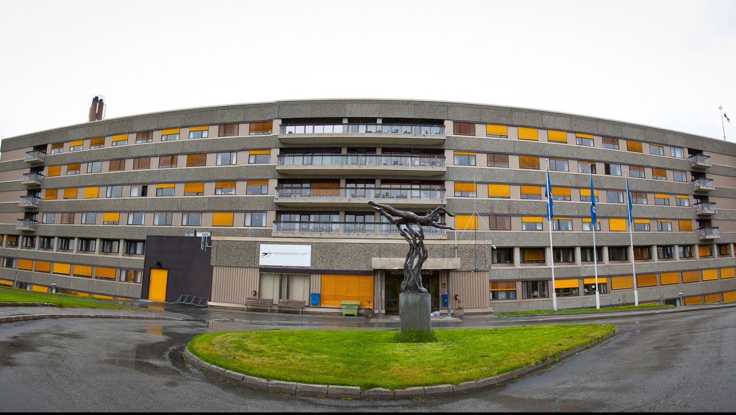 Harstad sykehus billigst i drift - ht.no