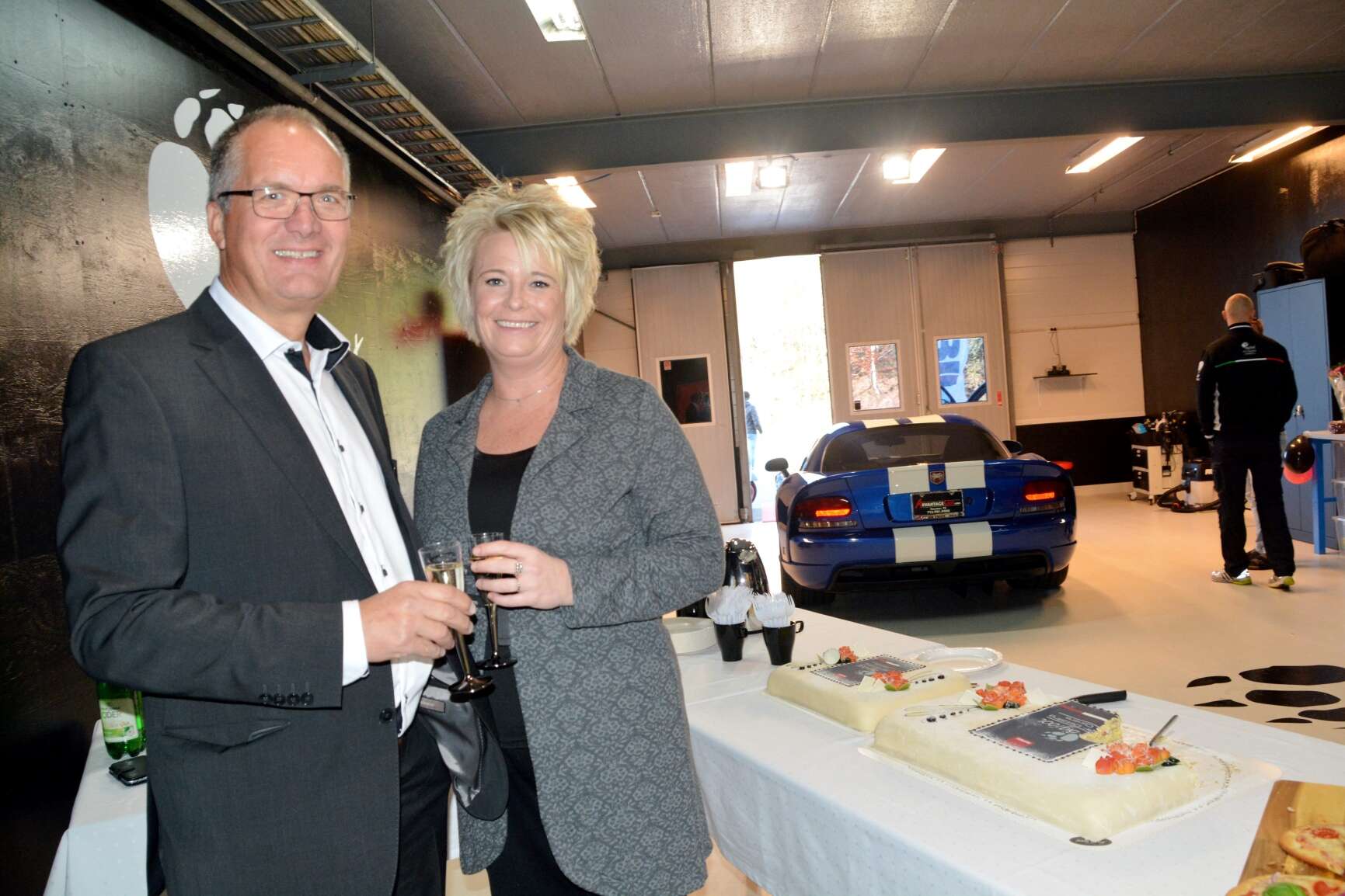 Eksklusiv åpning på eksklusivt bilpleie-senter - gat.no