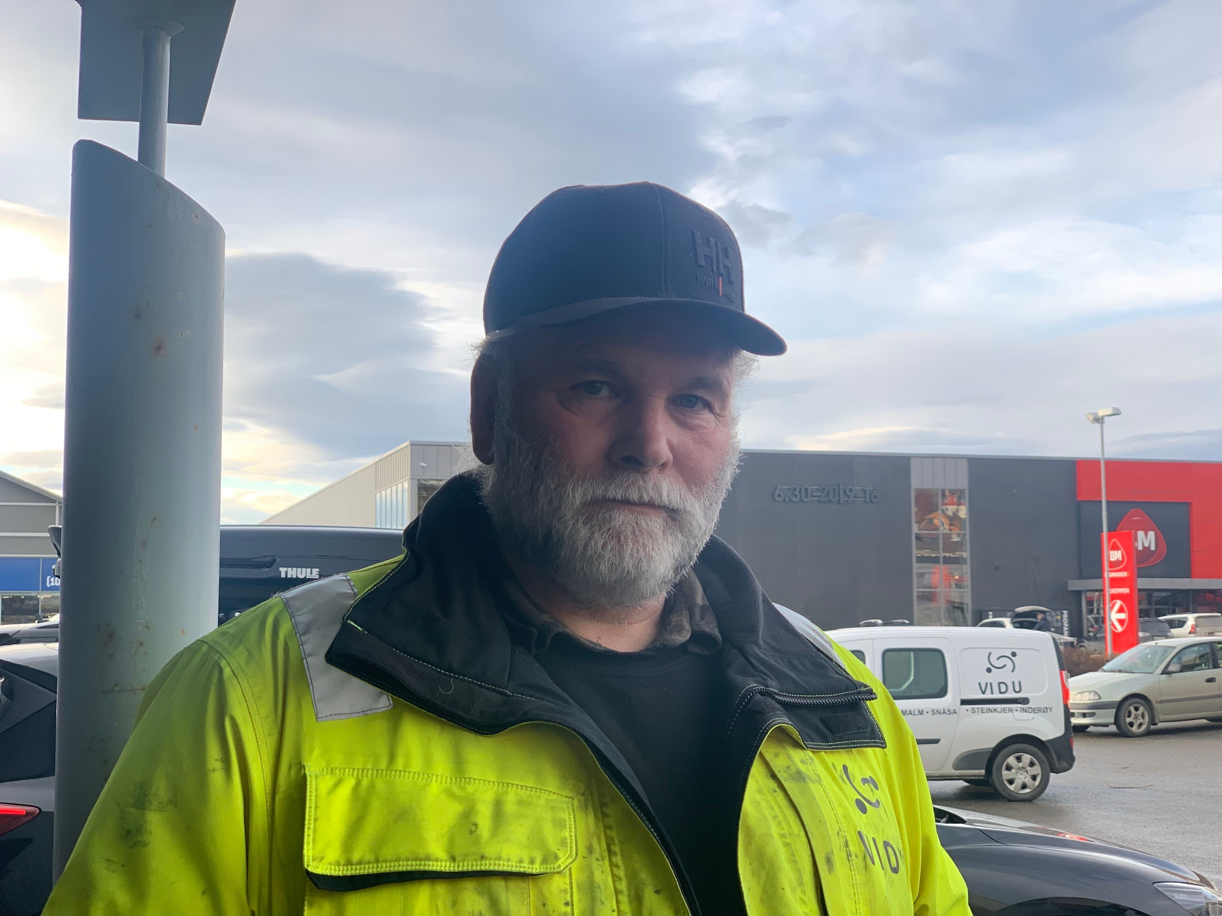 Arnt Ivar har hatt den spesielle arbeidsplassen i 17 år. Nå kan den ...