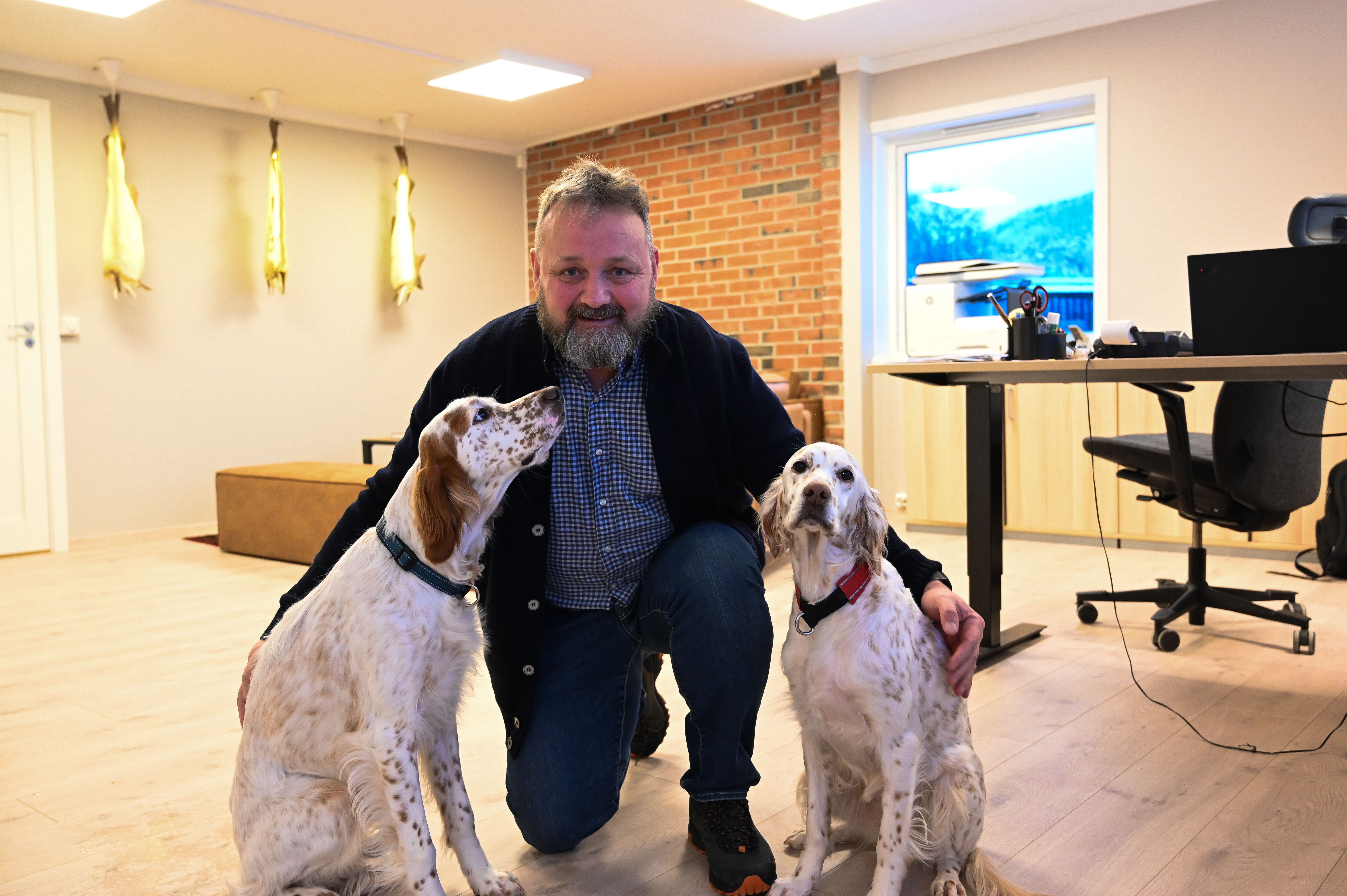 Jon driver kommunens tredje største bedrift: – Det må kunne kalles en ...