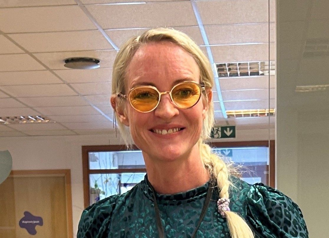 Tina har sagt opp jobben på innbyggartorget – usikkert om ho blir ...