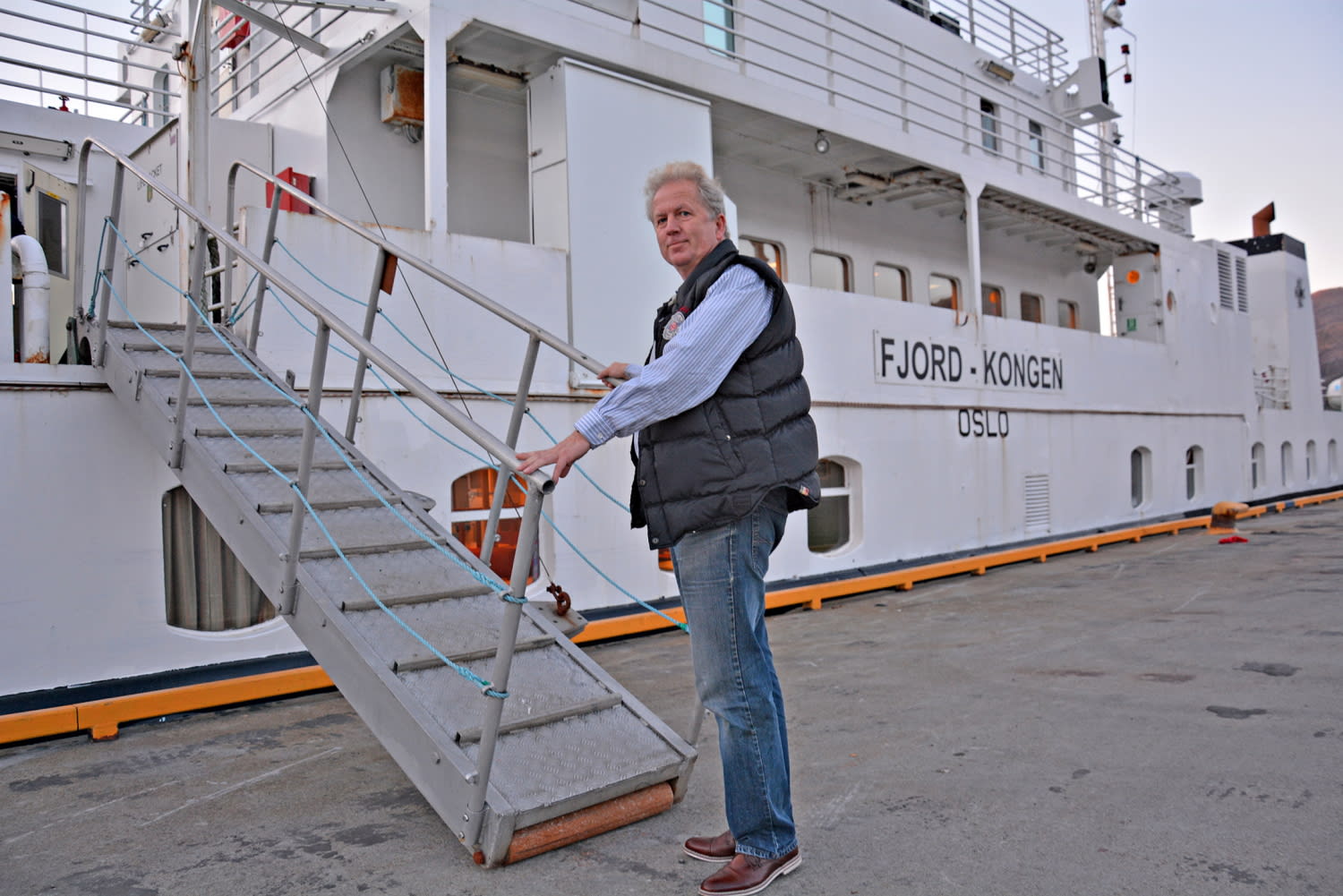 Skal i teneste for oljeindustrien - fjt.no