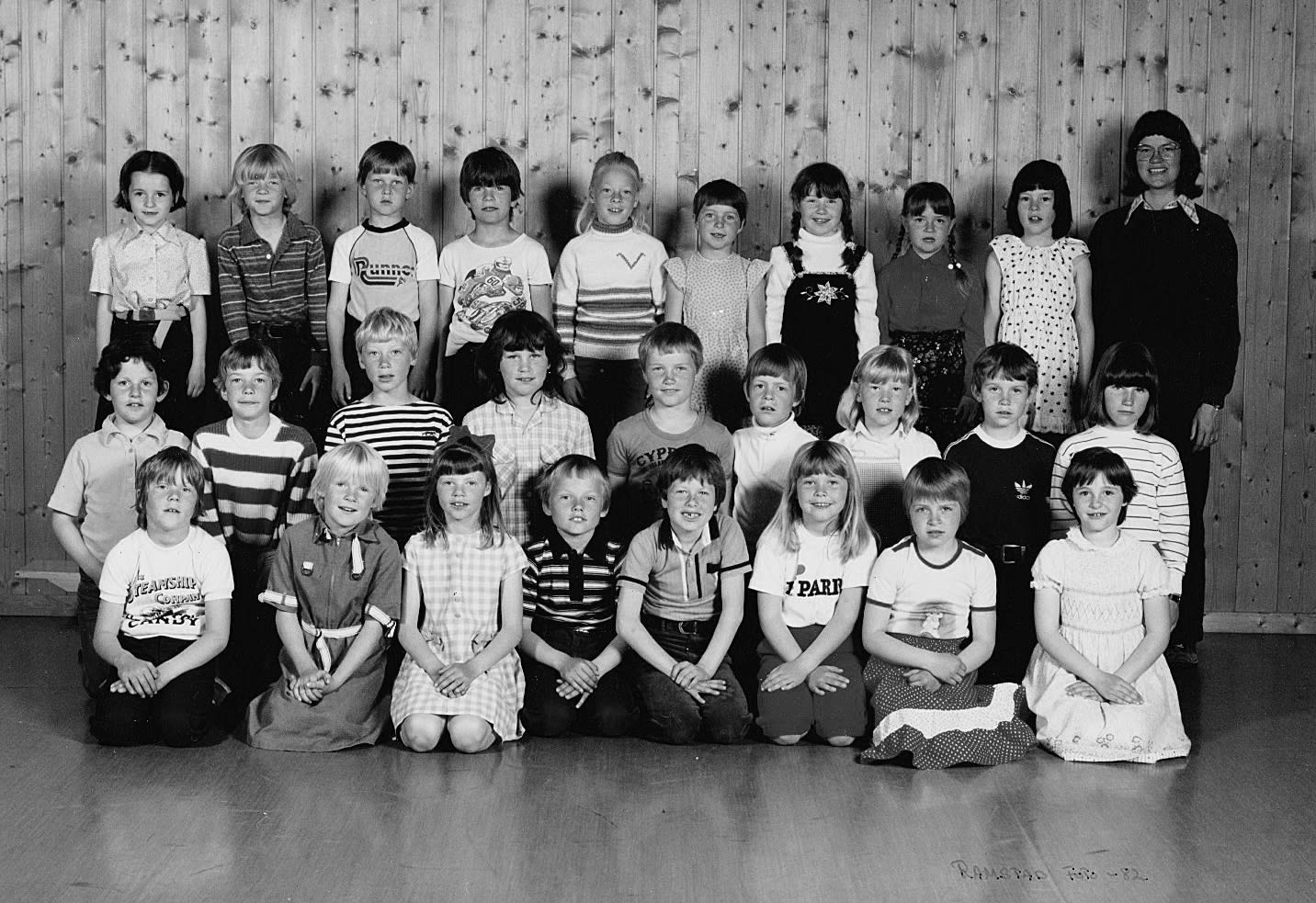 Elever ved Ime skole i 1982
