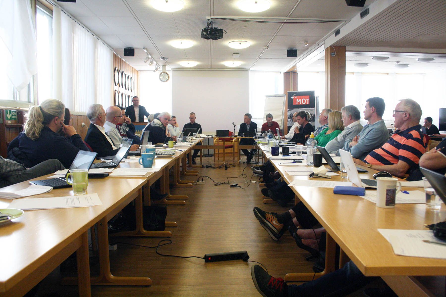 Vil bygge ut Ulsteinvik barneskule - vikebladet.no