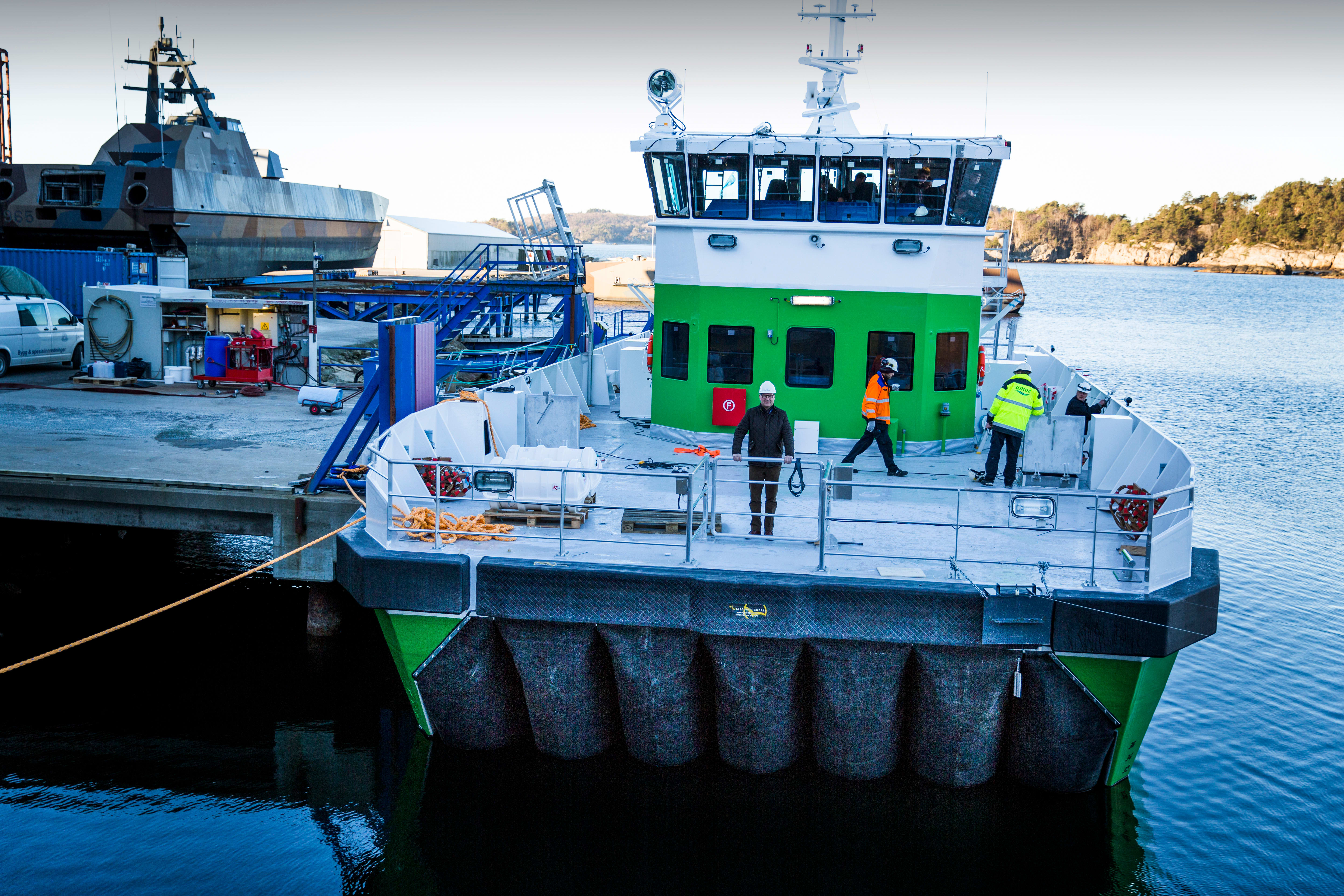 Verft saksøker eks-ansatte - fvn.no