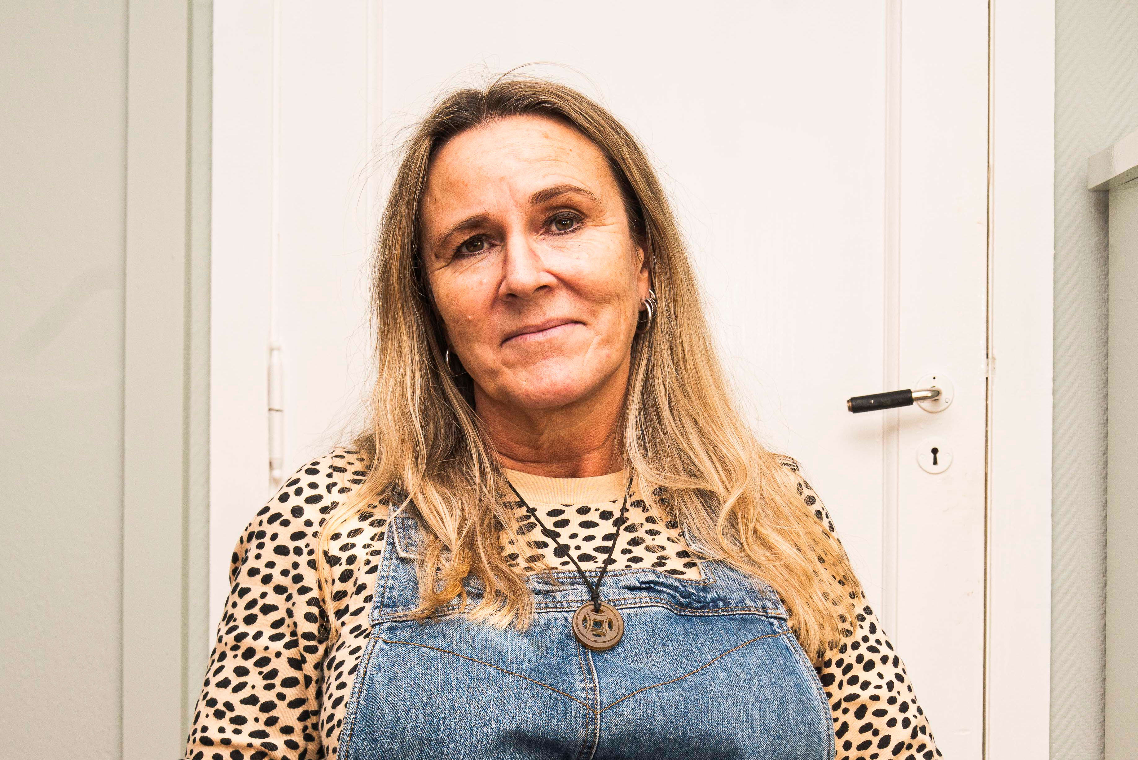 Solveig hadde ein lukkeleg barn­dom. Då ho fylte 17, blei alt svart ...