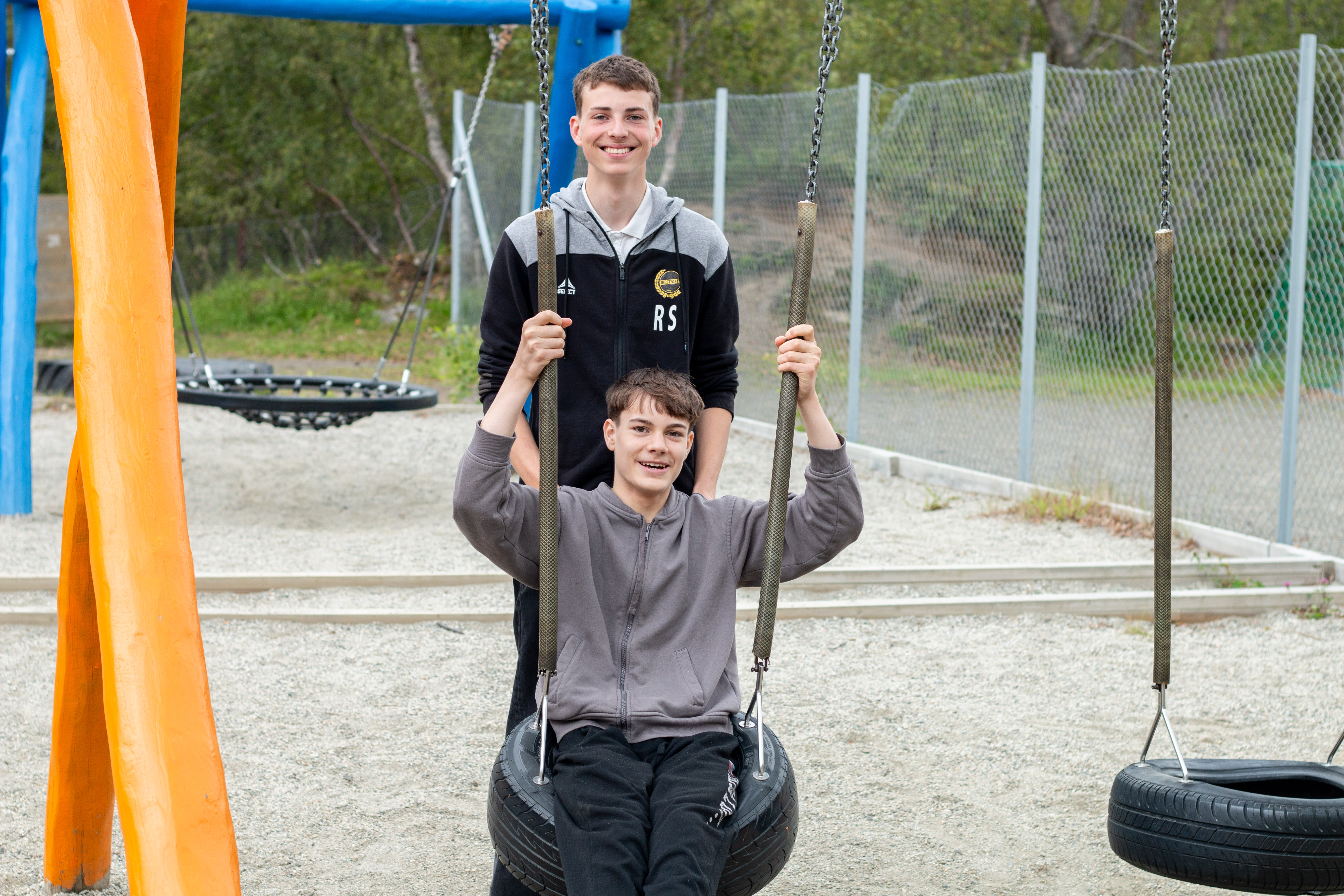 De fikk teste å jobbe i barnehage – nå vurderer Ruben å bytte retning ...