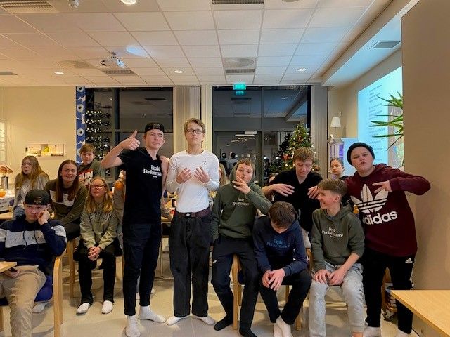 Fortsatt mange som ønsker å konfirmere seg i kirkene på Hitra og Frøya ...