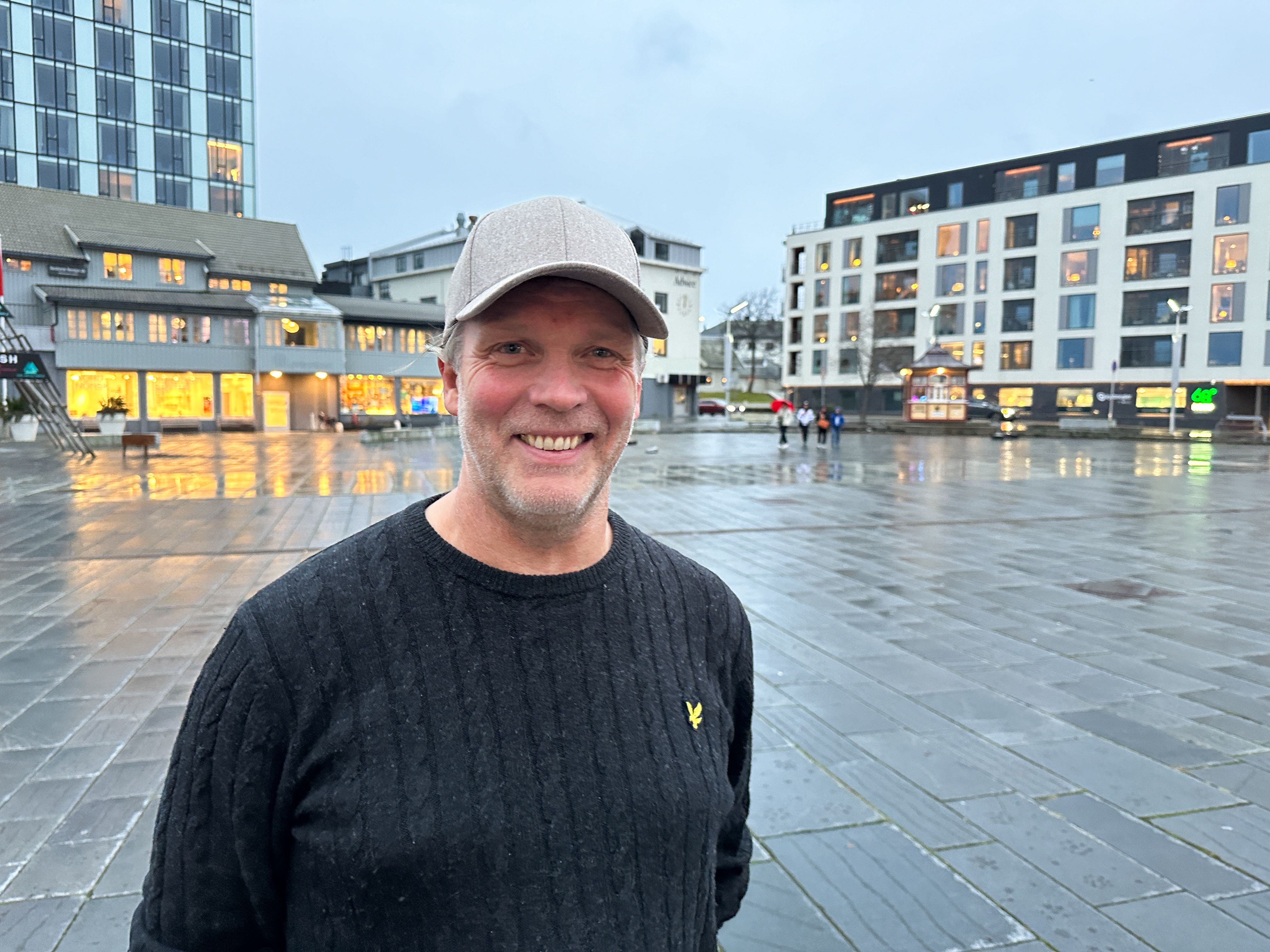 Fått penger: – Neste år tenner Thor-Helge tusen julelys - vaganavisa.no