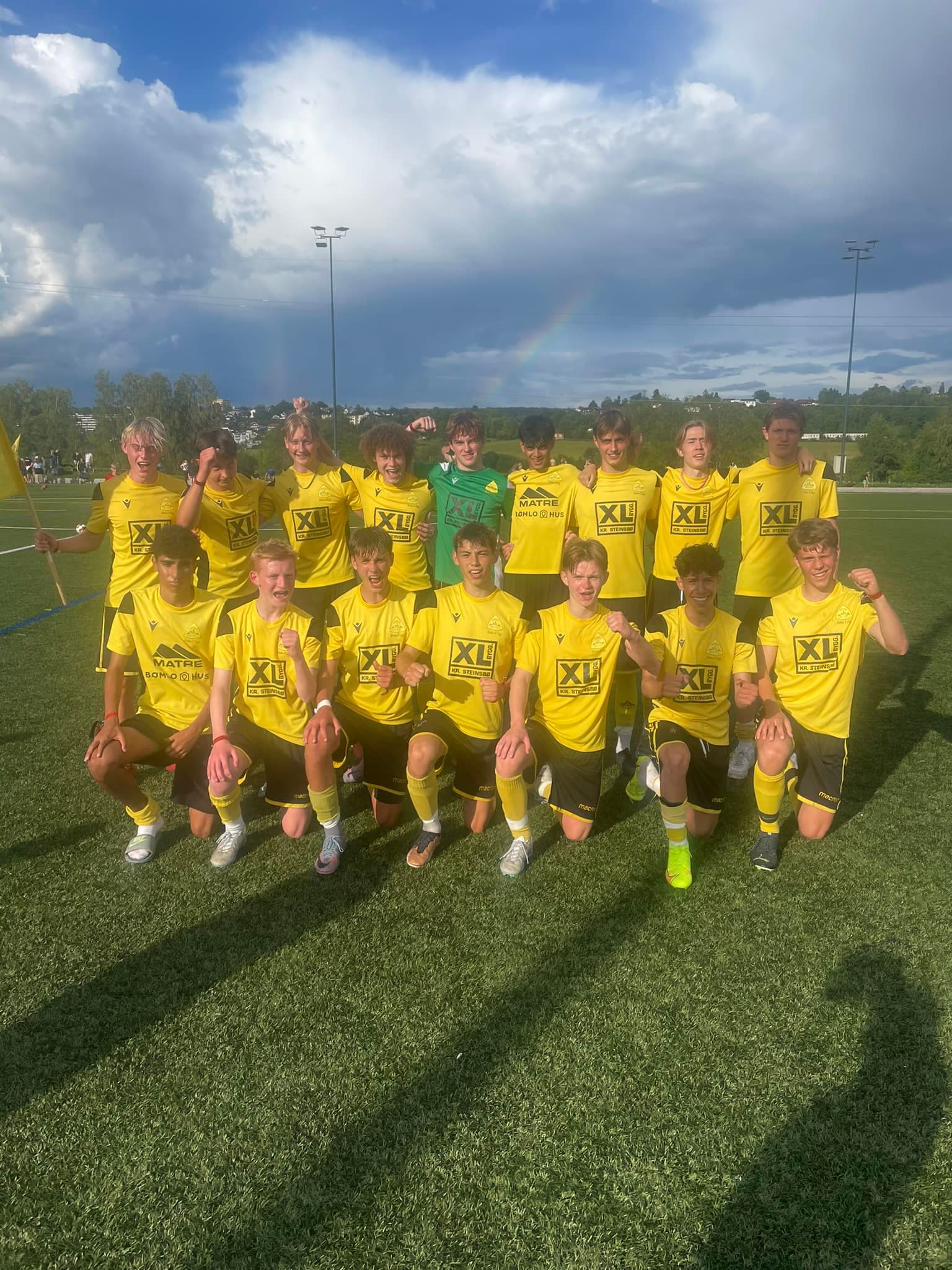 To Bremnes-lag vidare til kvartfinale - bomlo-nytt.no