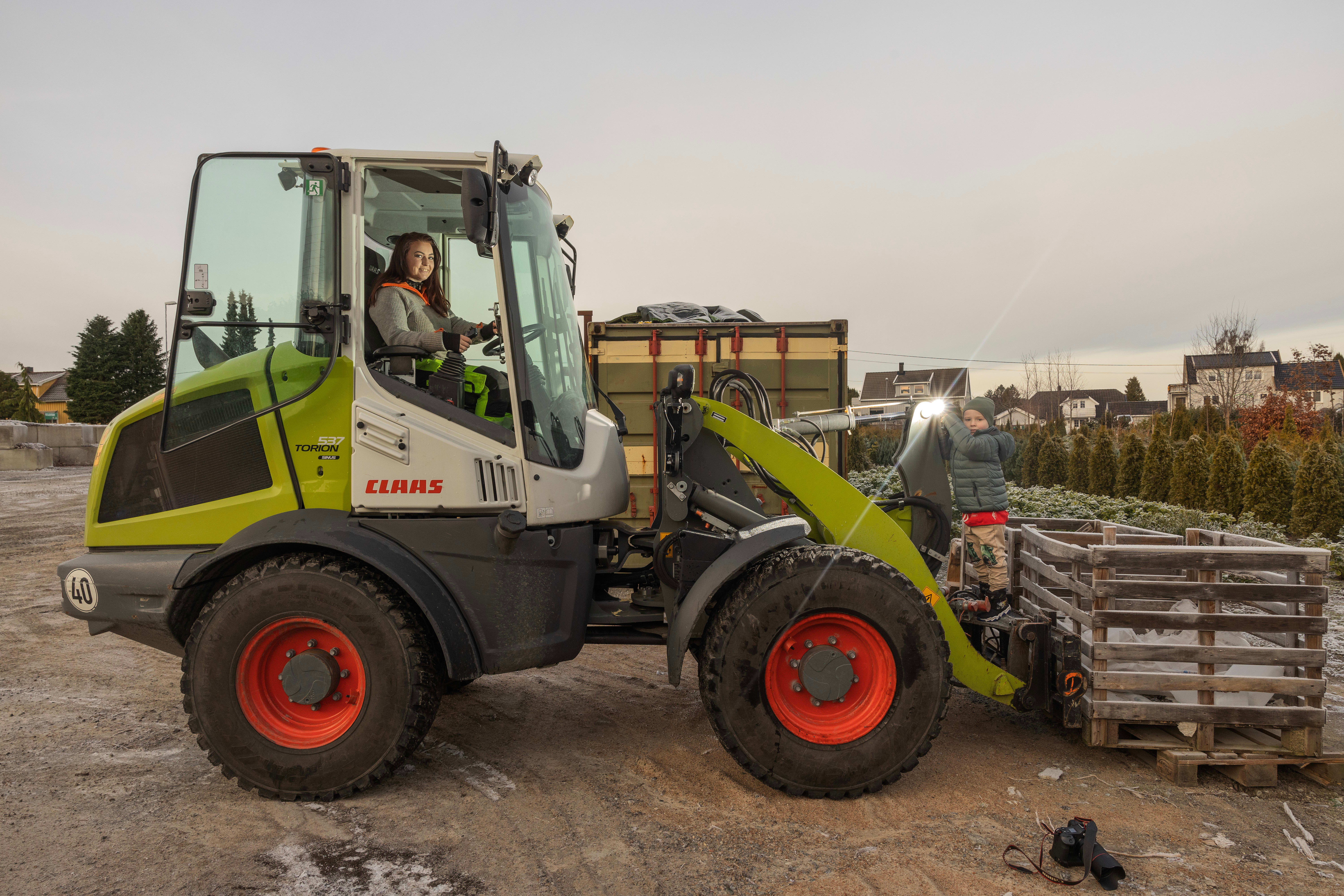 Siv Veronika (28) møtte veggen. Så tok hun et uventet valg. - fvn.no