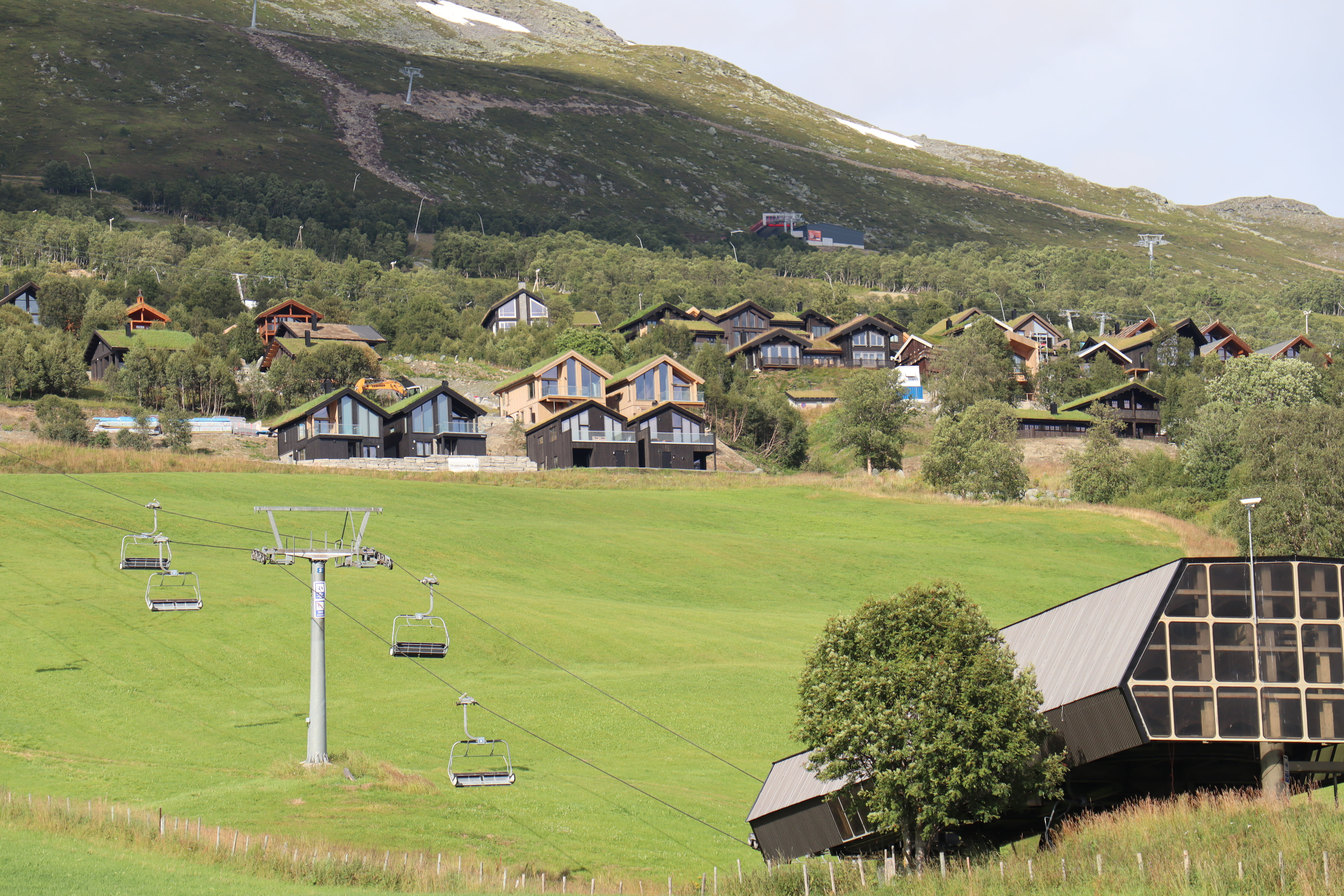 Politisk bråbrems: Stopper hyttefelt i Vangslia - opp.no
