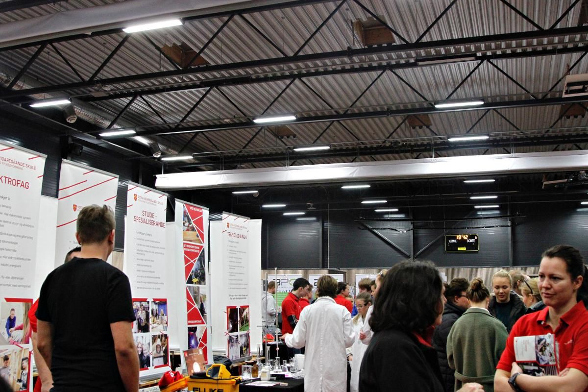 «Speed date» for næringsliv og ungdom i Sotra Arena - vestnytt.no