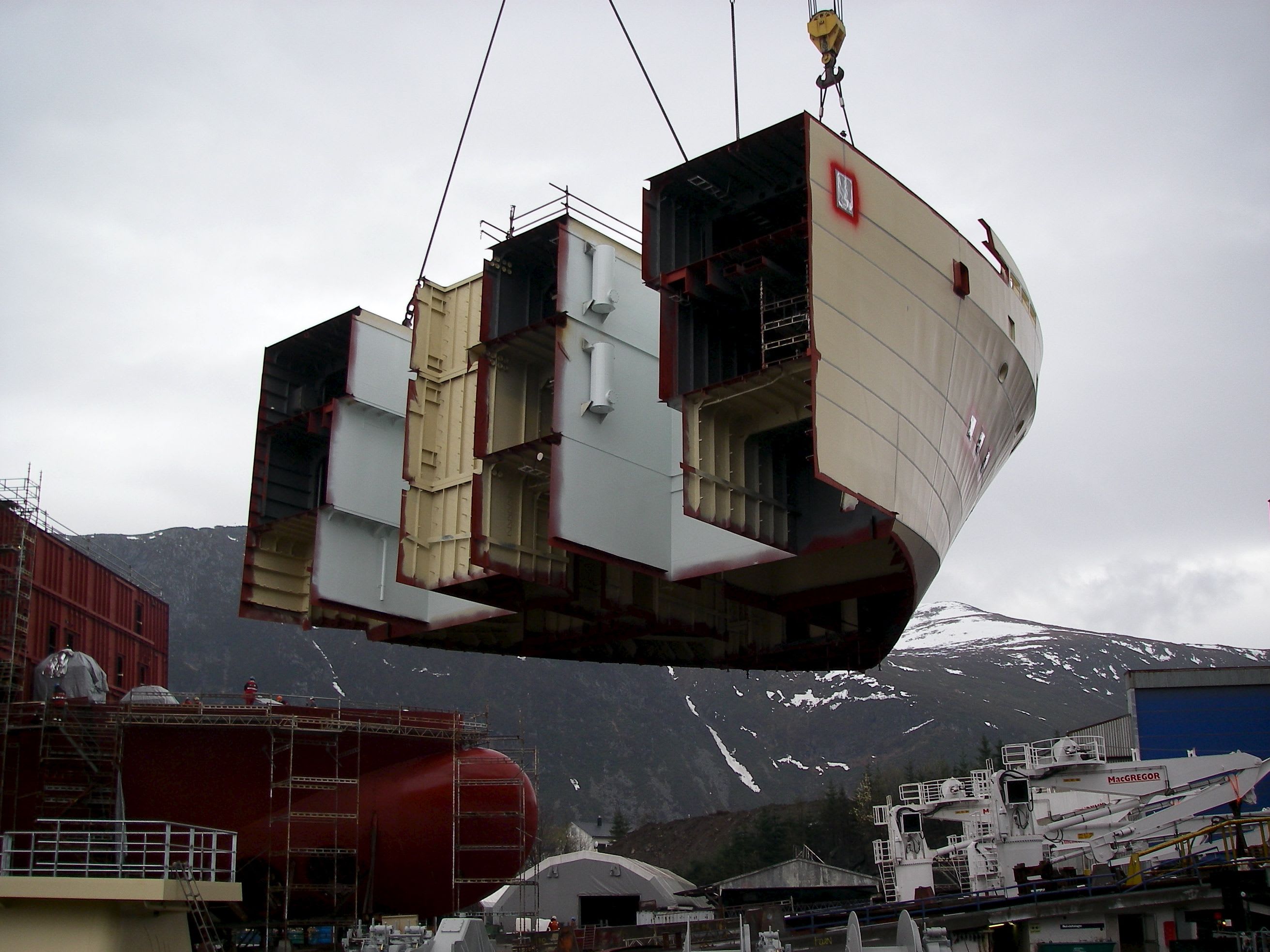 Skal sjøsette Siem Garnet - vikebladet.no