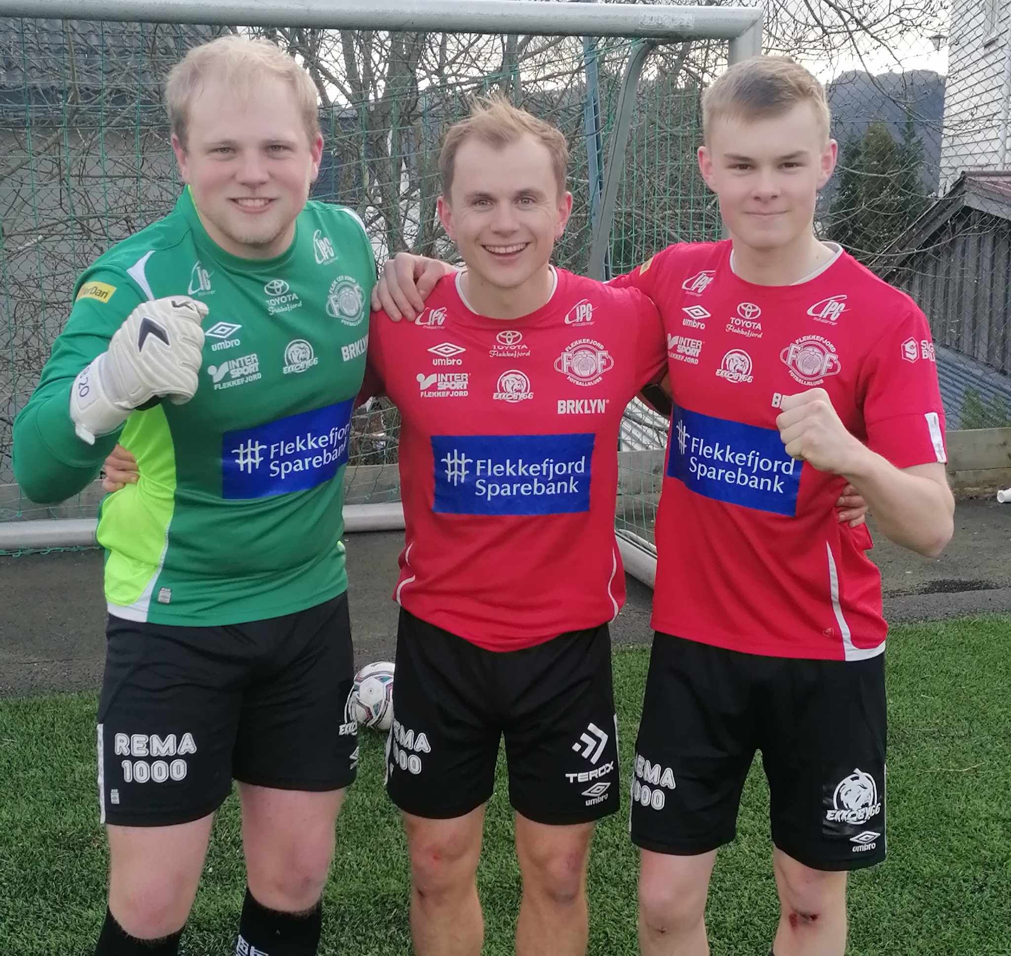 Jublet etter å ha gått videre i cupen - lister24.no