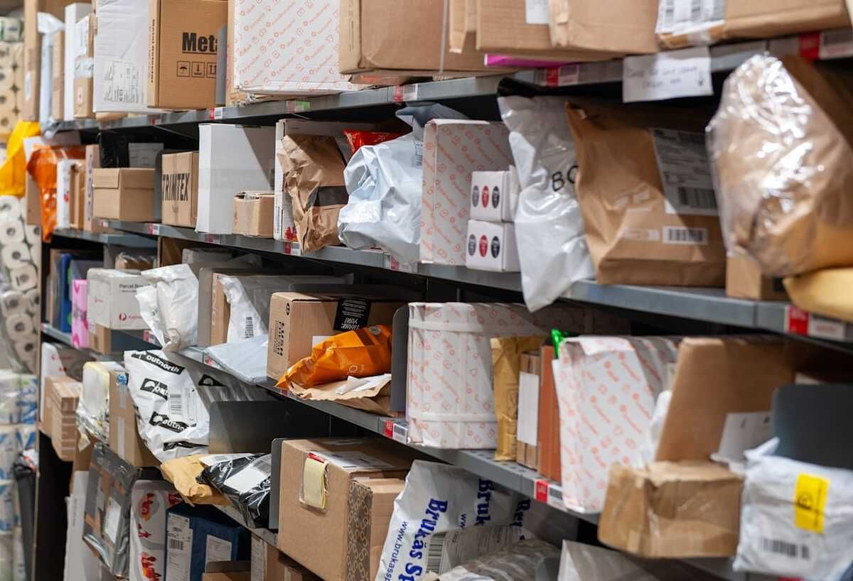 111.110 pakker ligger klare til å hentes hos Posten Bring - l-a.no