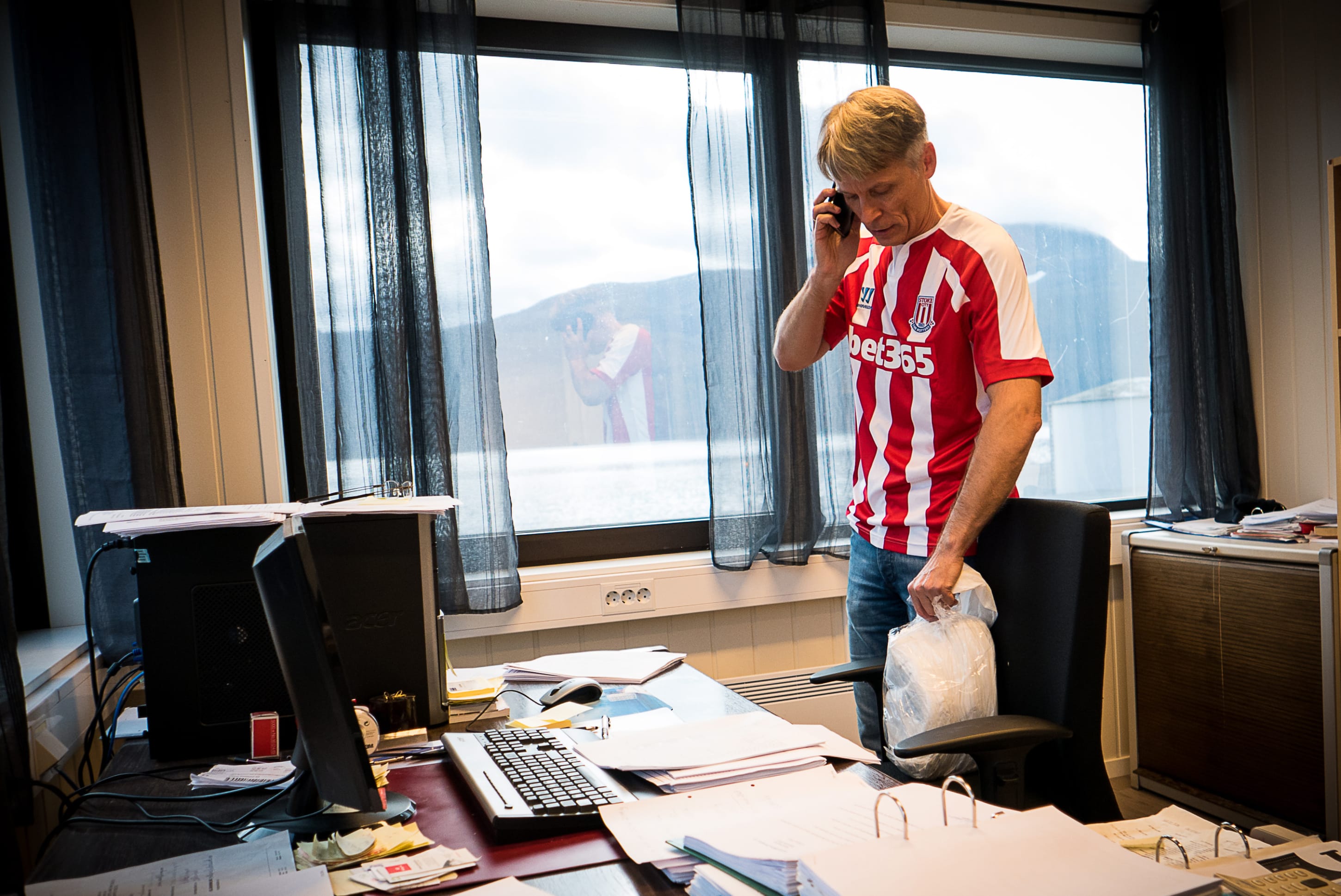 Laks i rødt og hvitt - ht.no