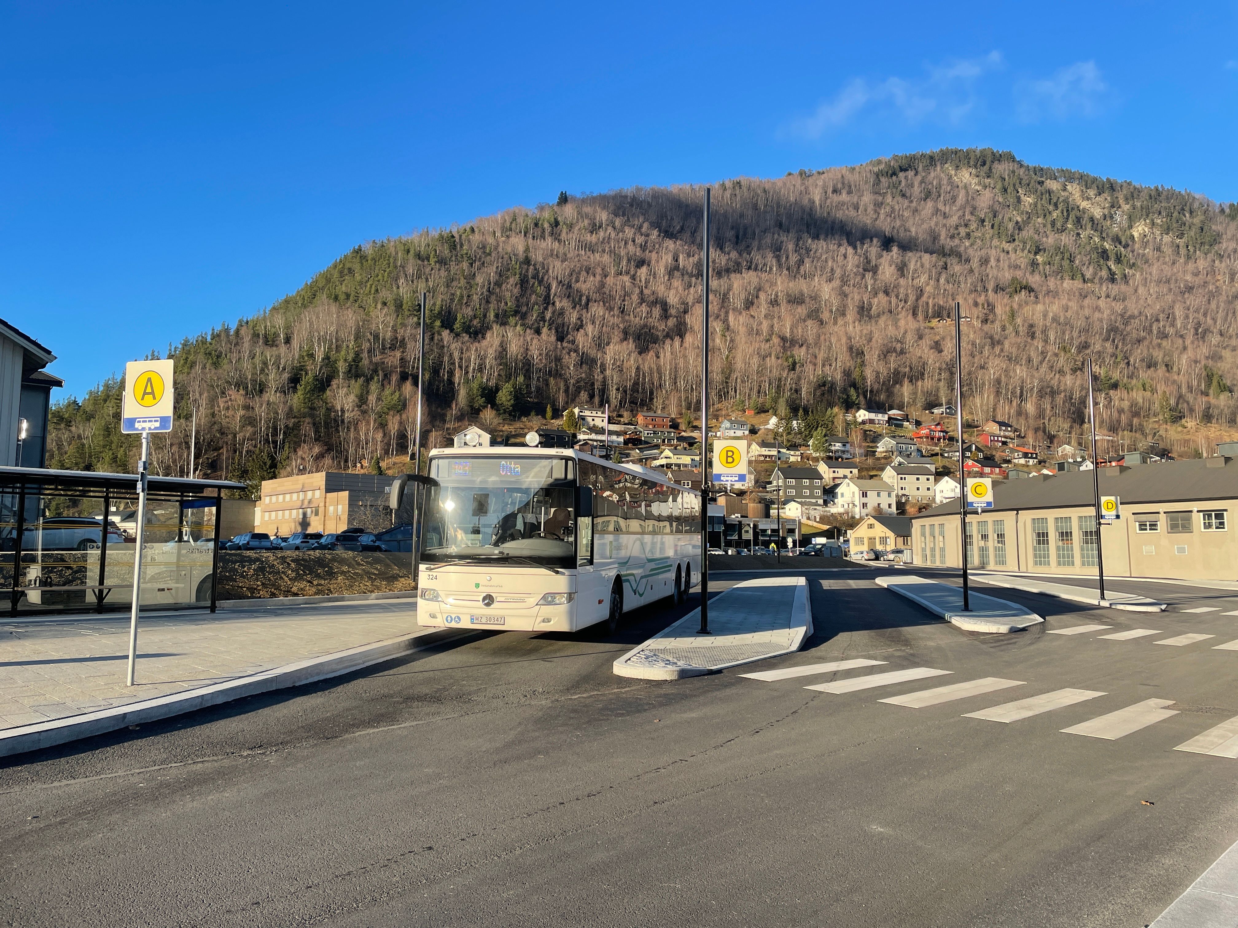 Elevar frå Lesja får kortare reisetid frå Otta: – Det er ein grei start ...