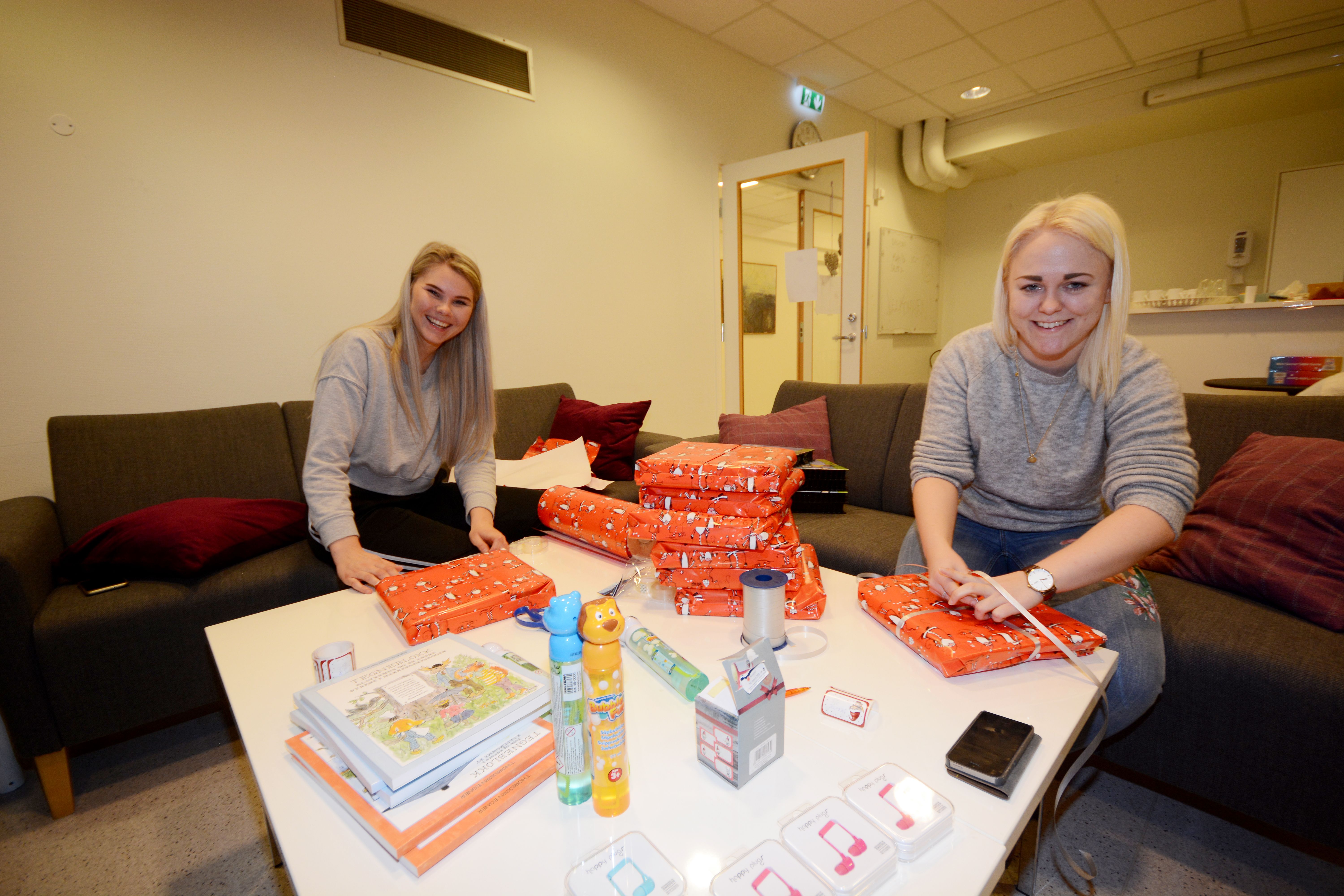 Inviterer til julefeiring - lister24.no