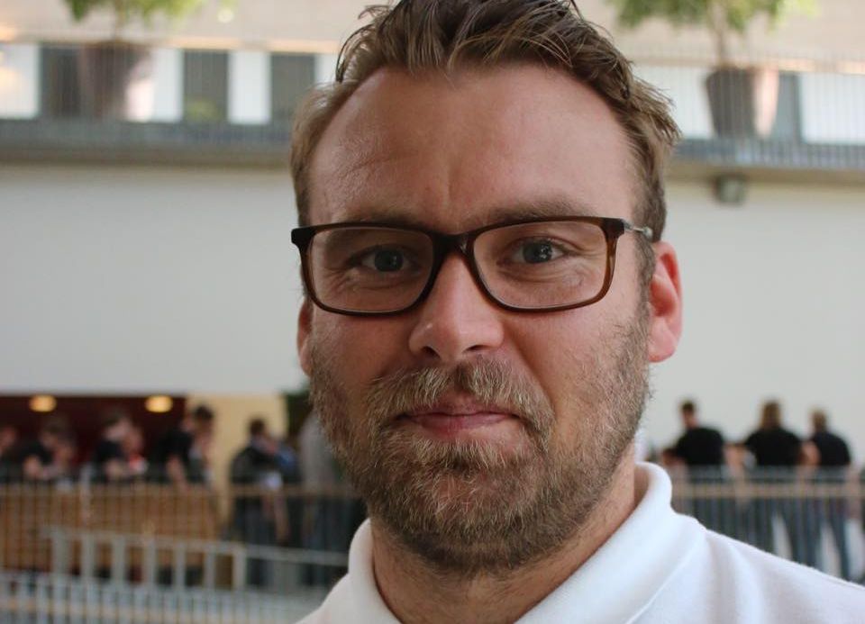 Nye avdelingsleiarar på Sentralskulen - oyposten.no