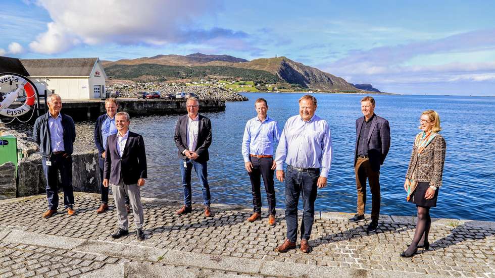 Ein flaggdag for oss - smp.no