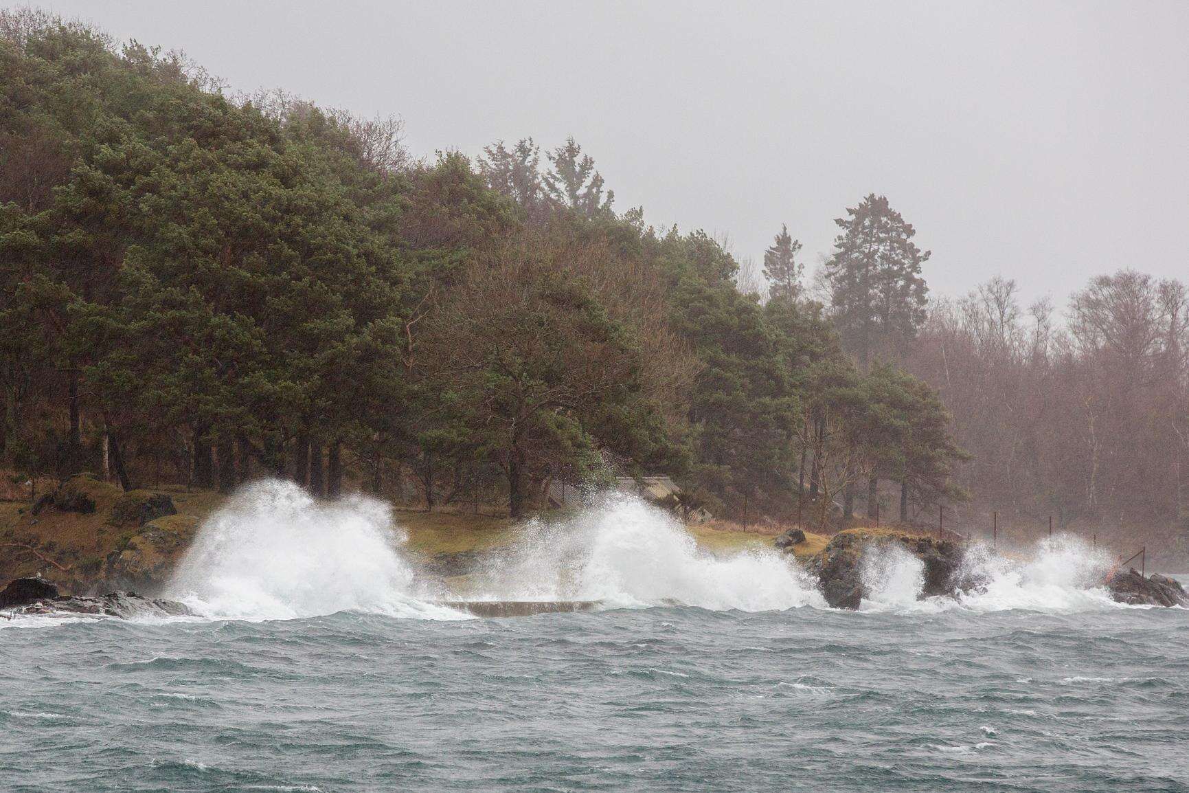 Skal varsla uvêr med fargar - sunnhordland.no