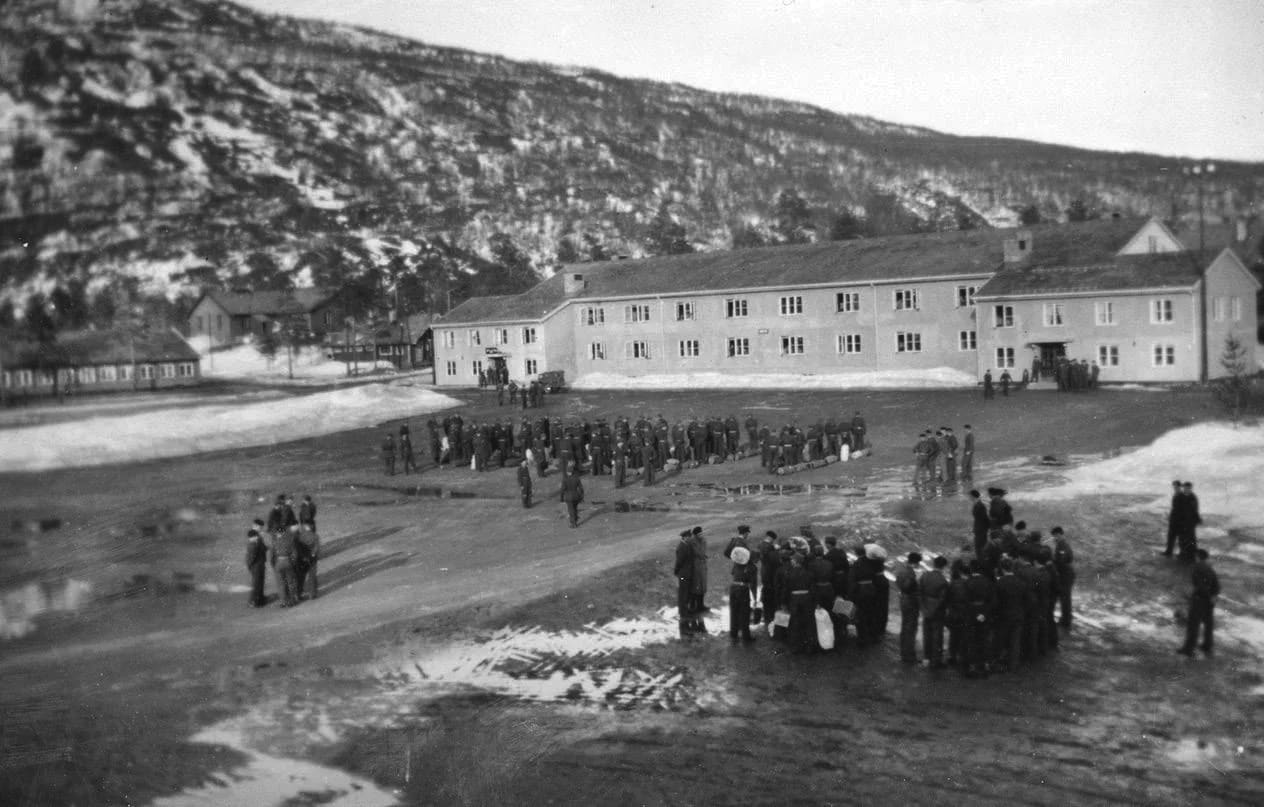 Setermoen leir 125 år — fra 244 soldater i telt til Norges største ...