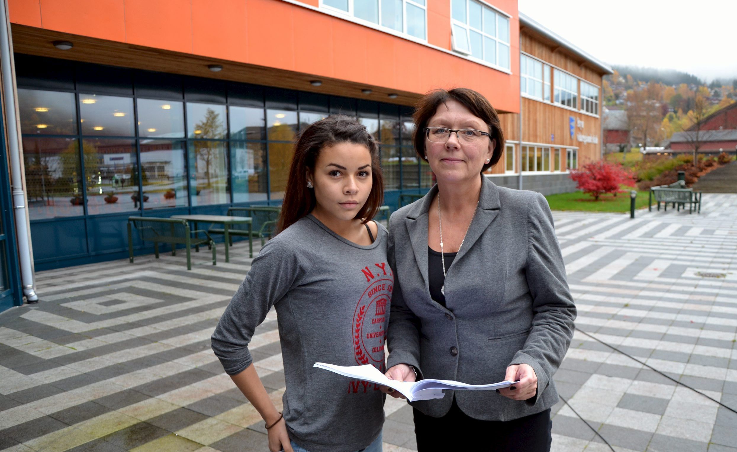 Går til kamp for skulen - smp.no