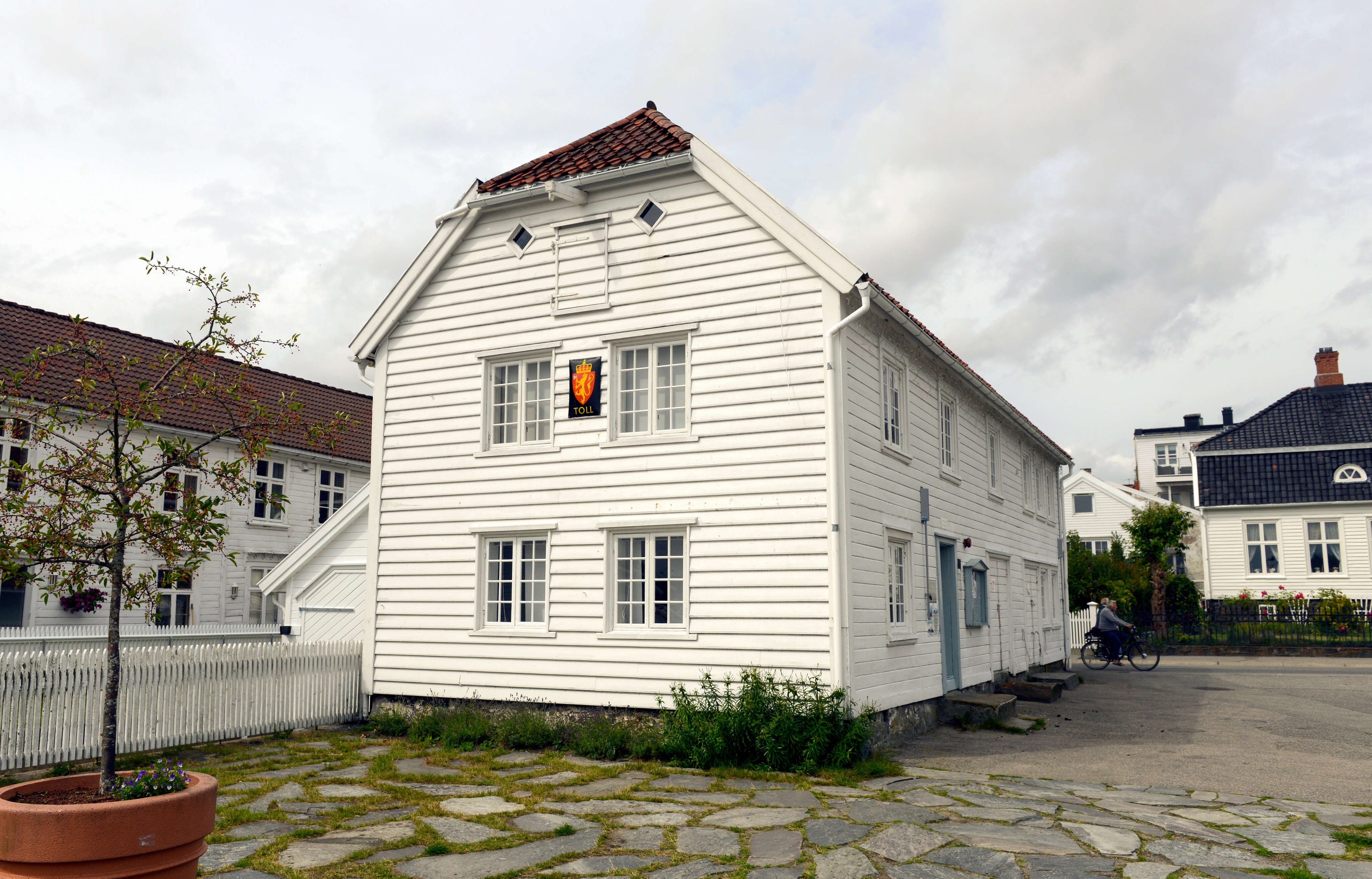 Dekke på Tollbodplassen - lp.no