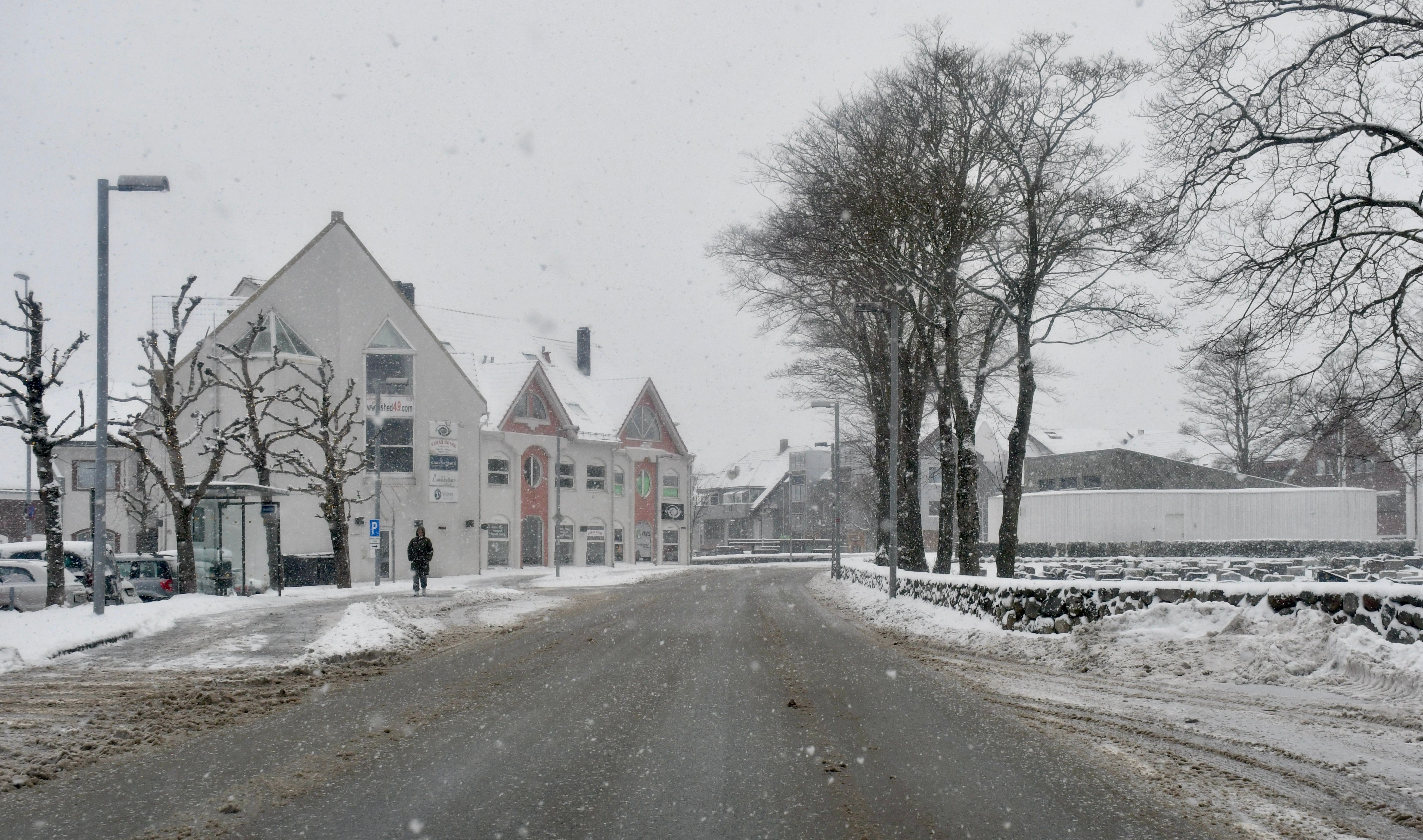 Nytt varsel fra Yr: Det blir mer snø – og det kan bli mye før regnværet ...