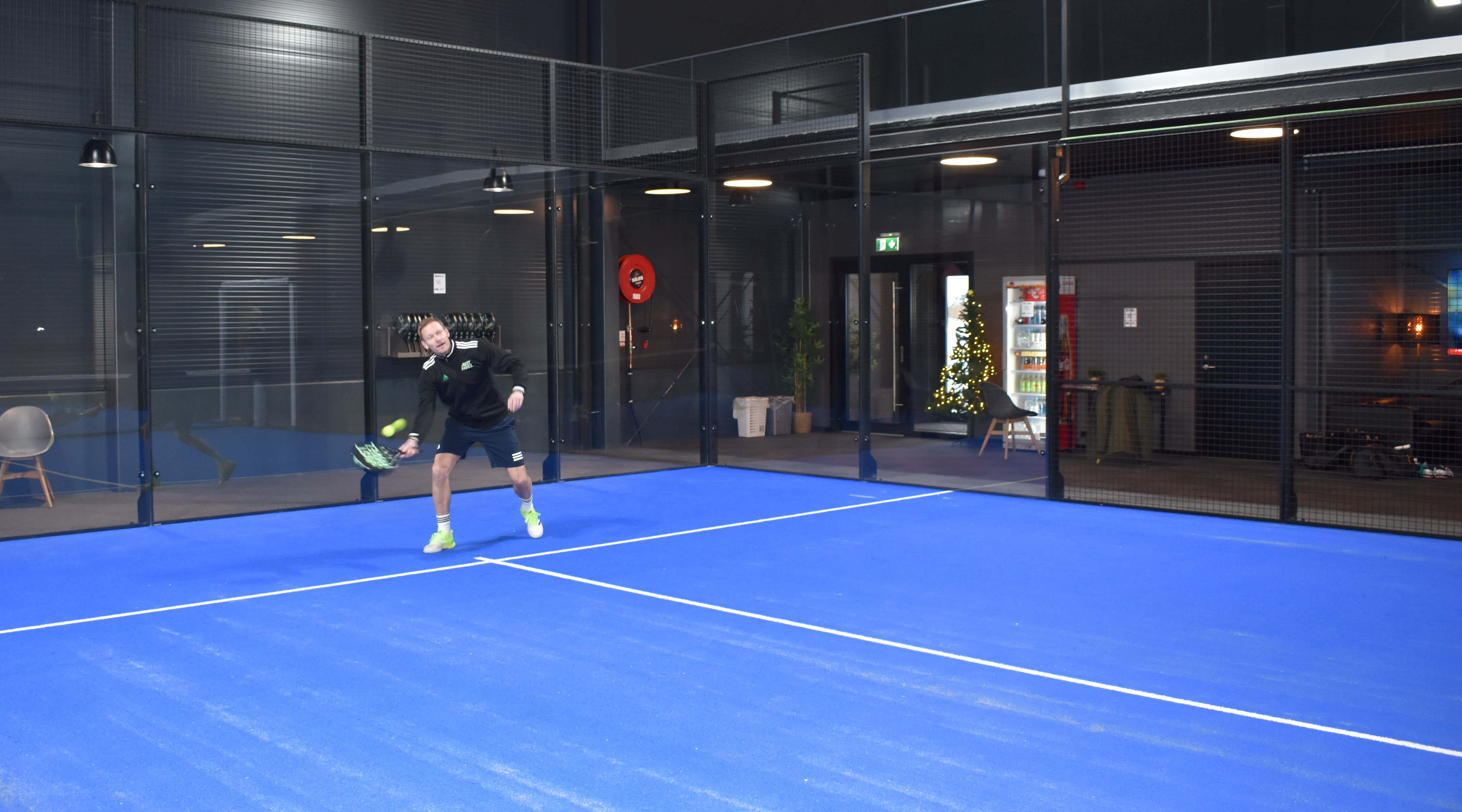 Overveldet over padel-interessen - lp.no