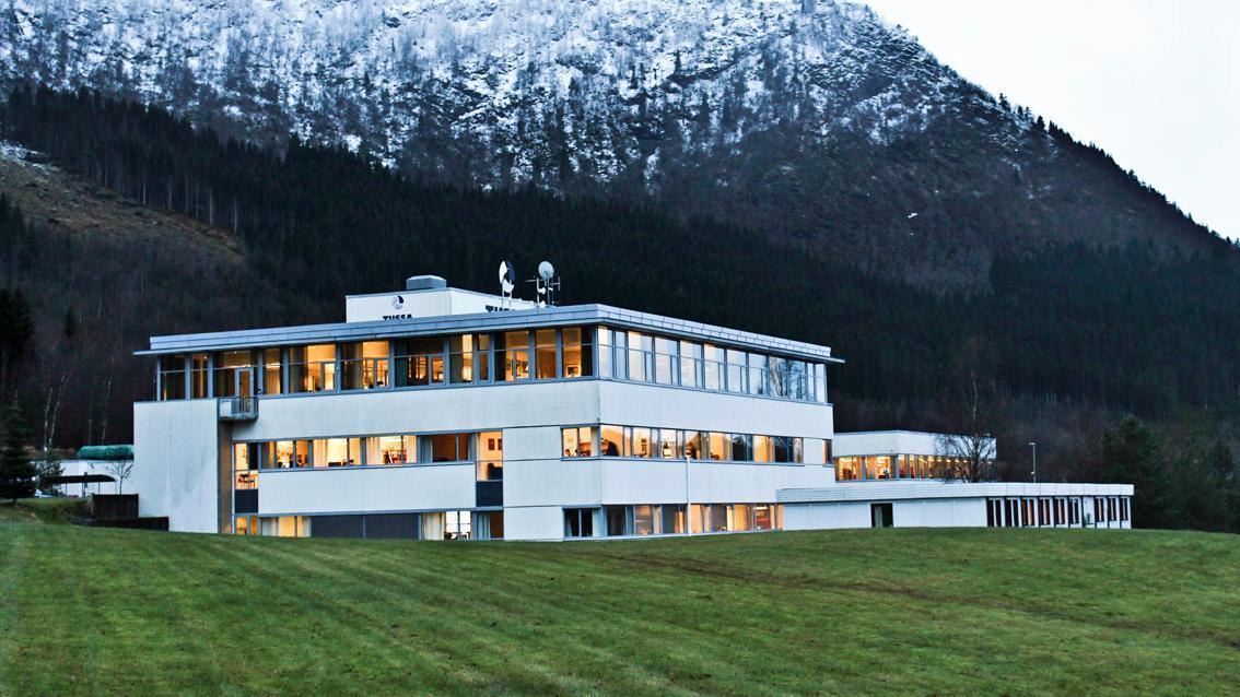 Tussa opnar splitter ny datahall - morenytt.no