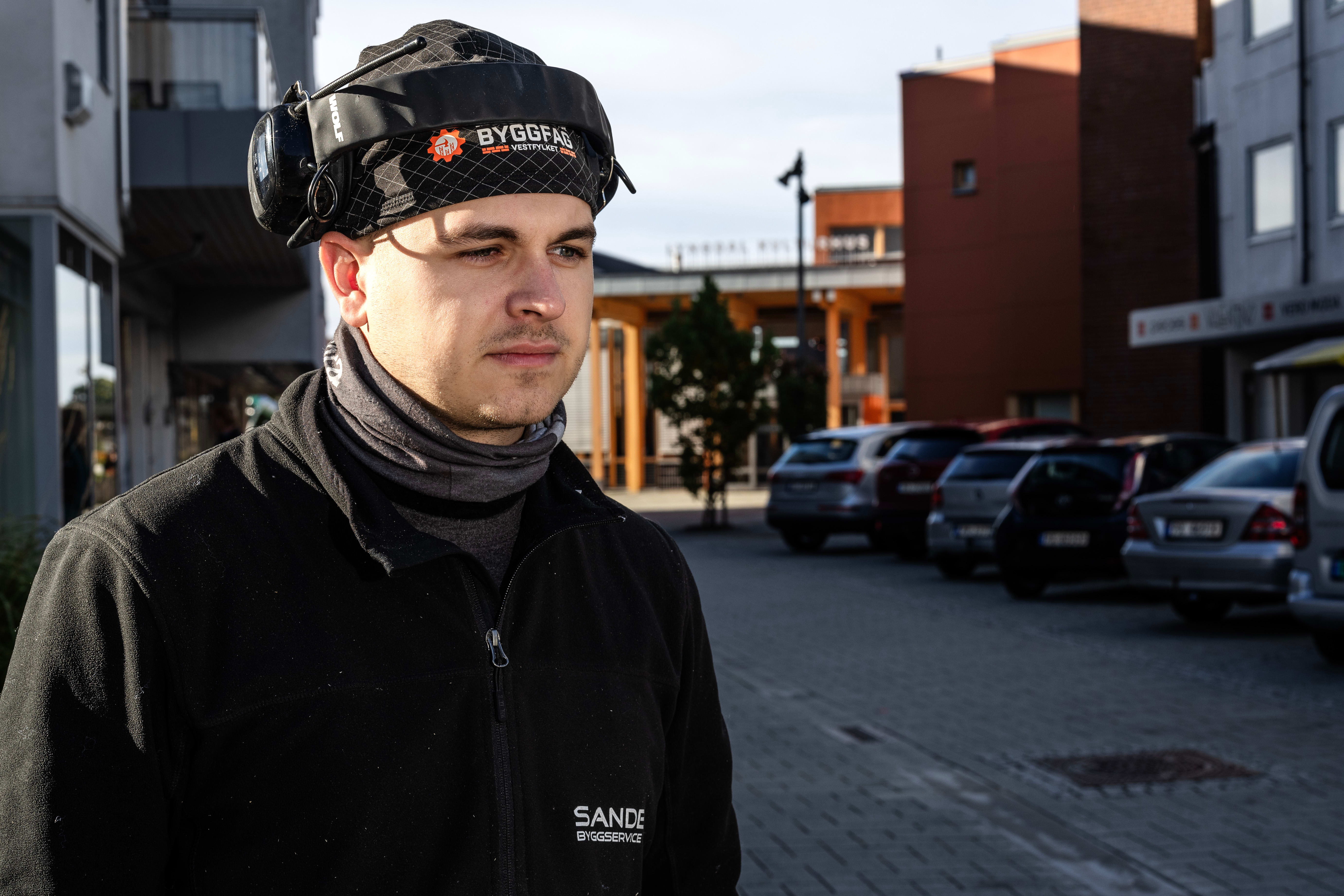 Merker at folk er stille. Fulle av tanker - fvn.no