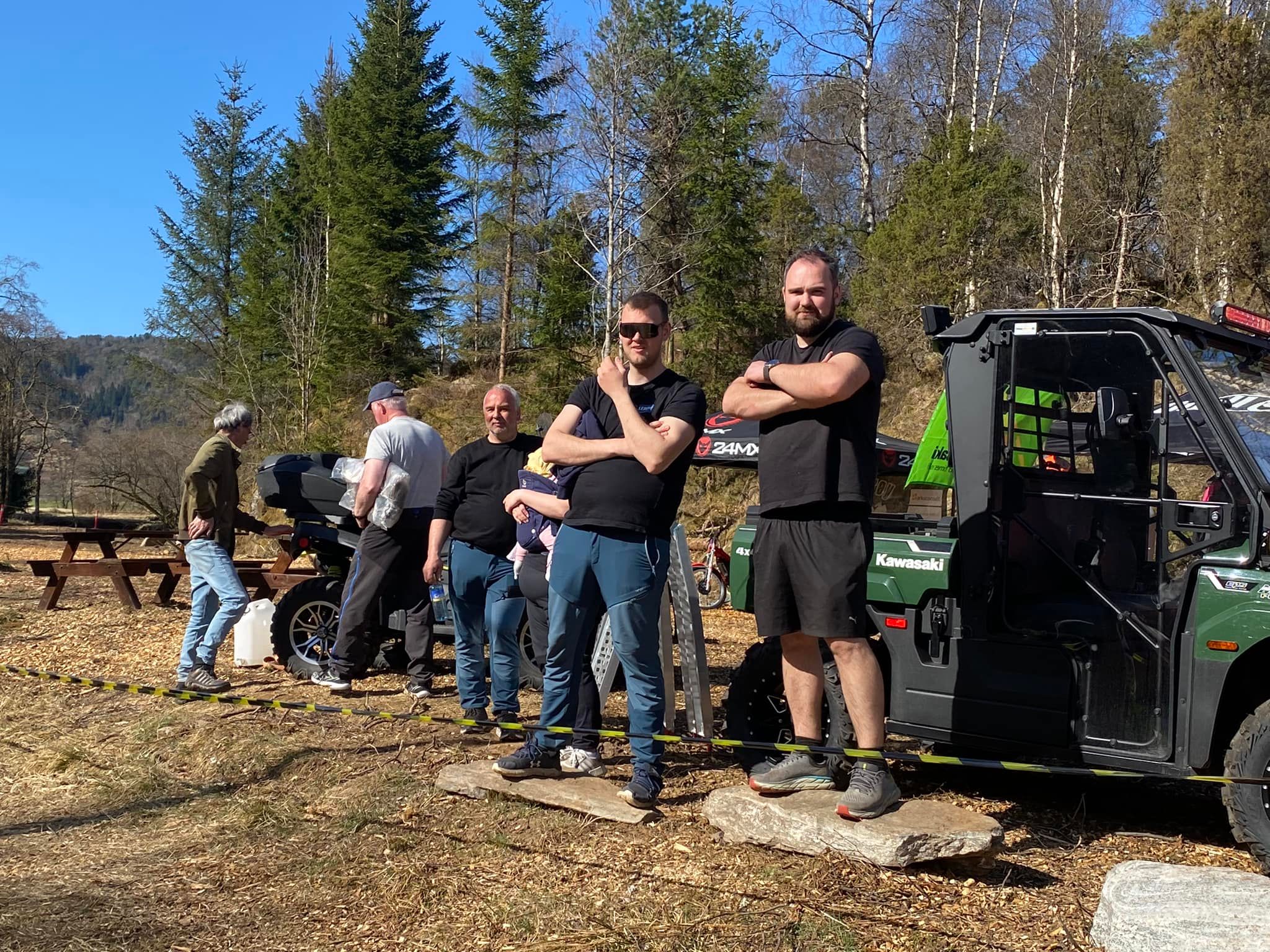 Hundrevis av motorfrelste flokka til Vevleheiane - bygdanytt.no