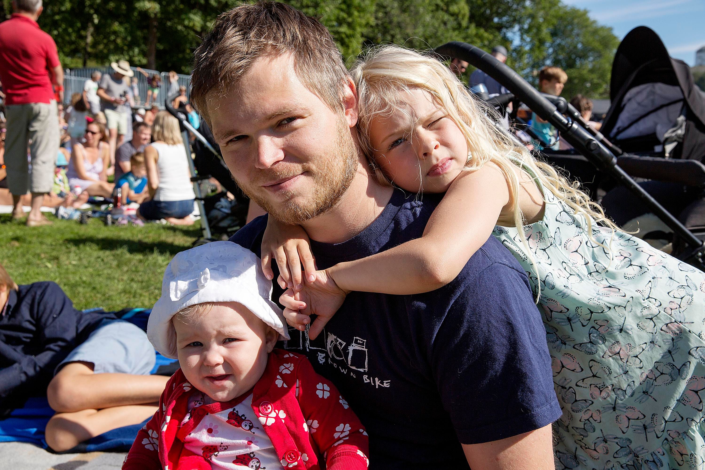 Pappa og barna på Pstereo, mamma på hyttetur - adressa.no