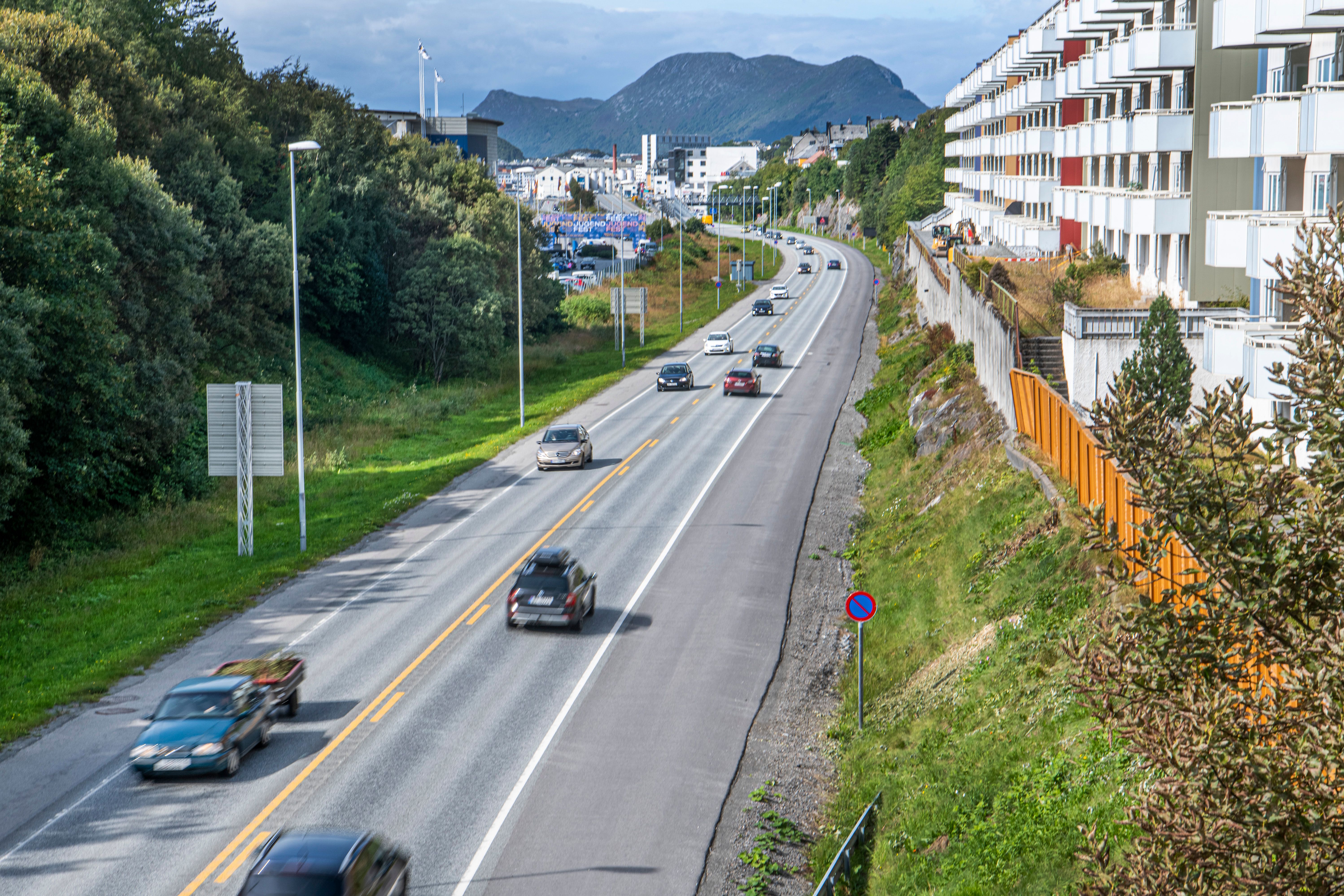 Vil ha 80-skilt - smp.no