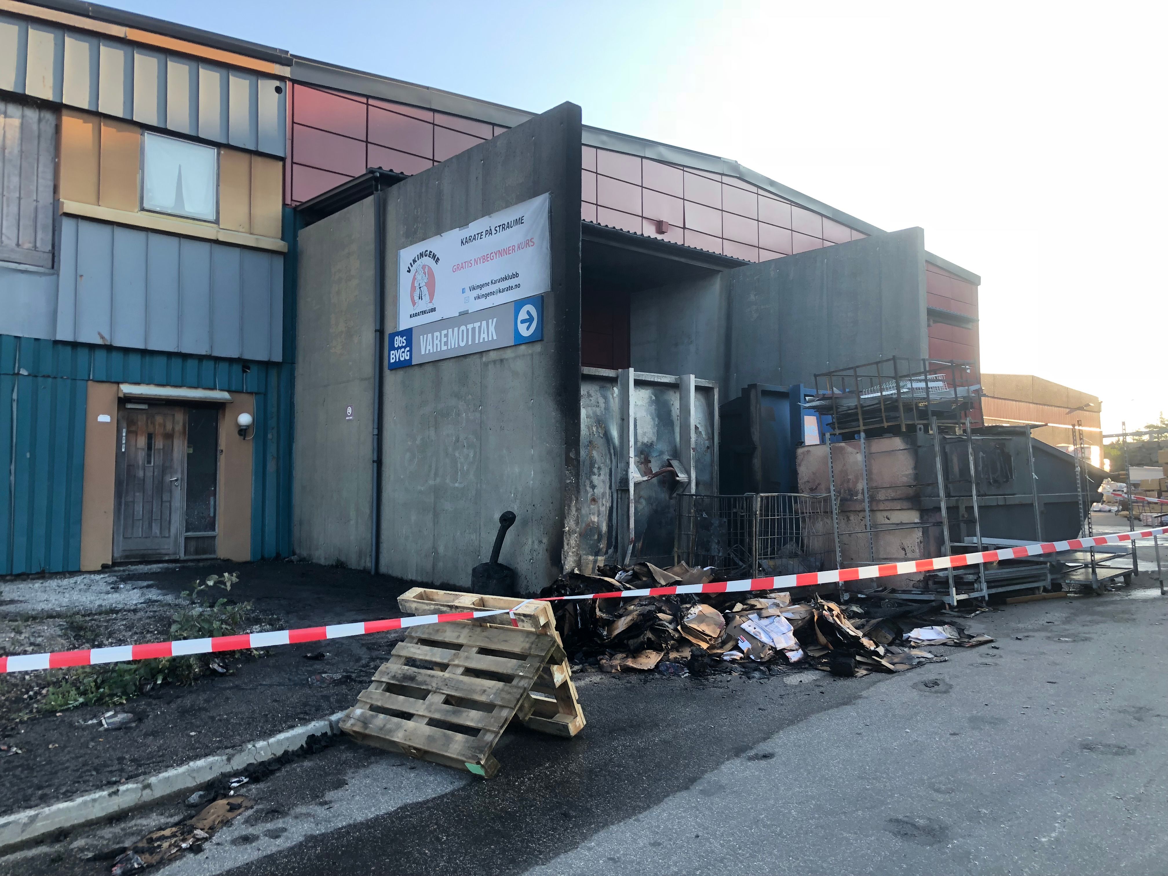 Containerbrann ved Obs Bygg