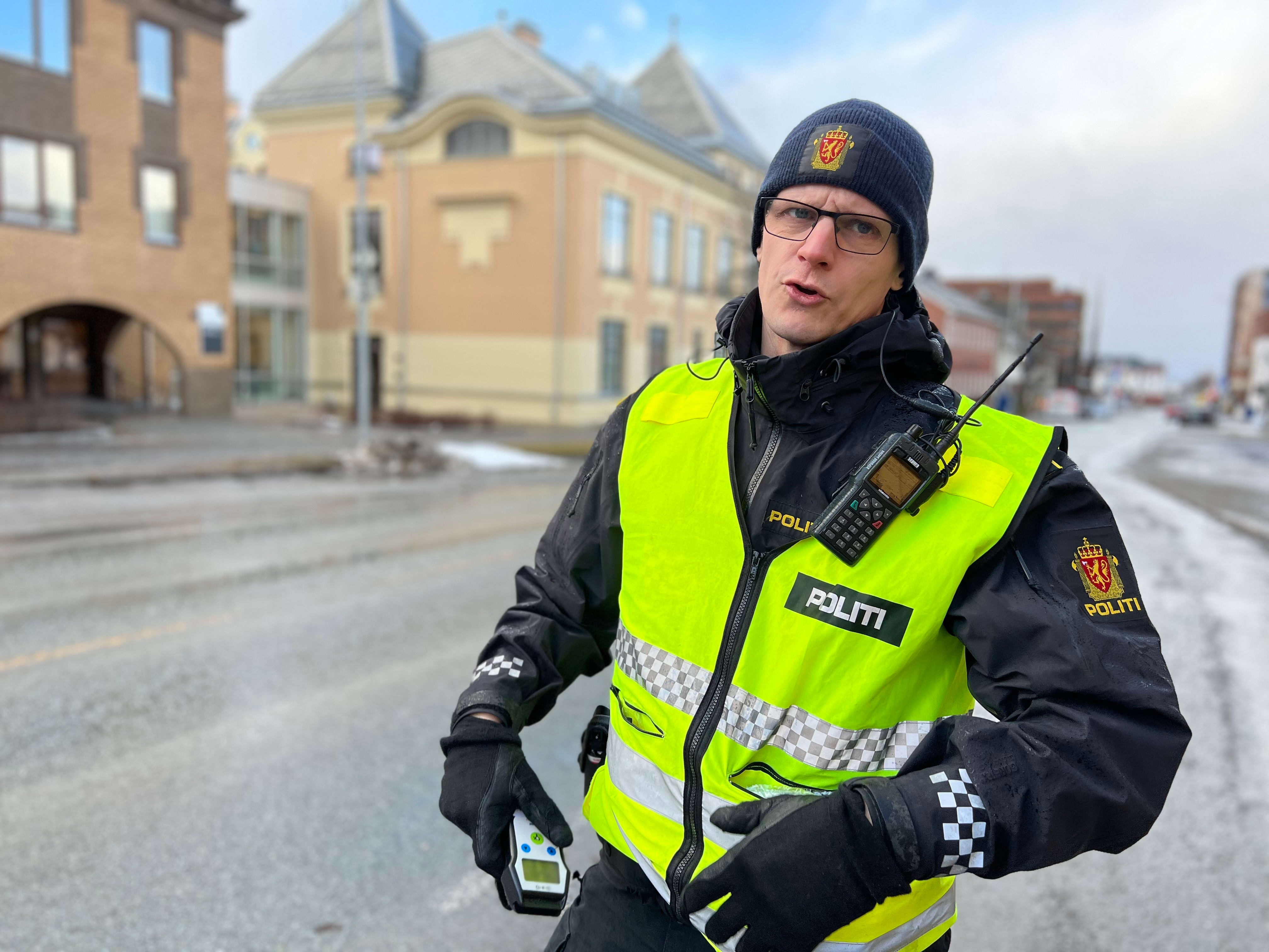 UP-kontroll i sentrum: Vurderer om blåsetest er nok i hvert enkelt ...